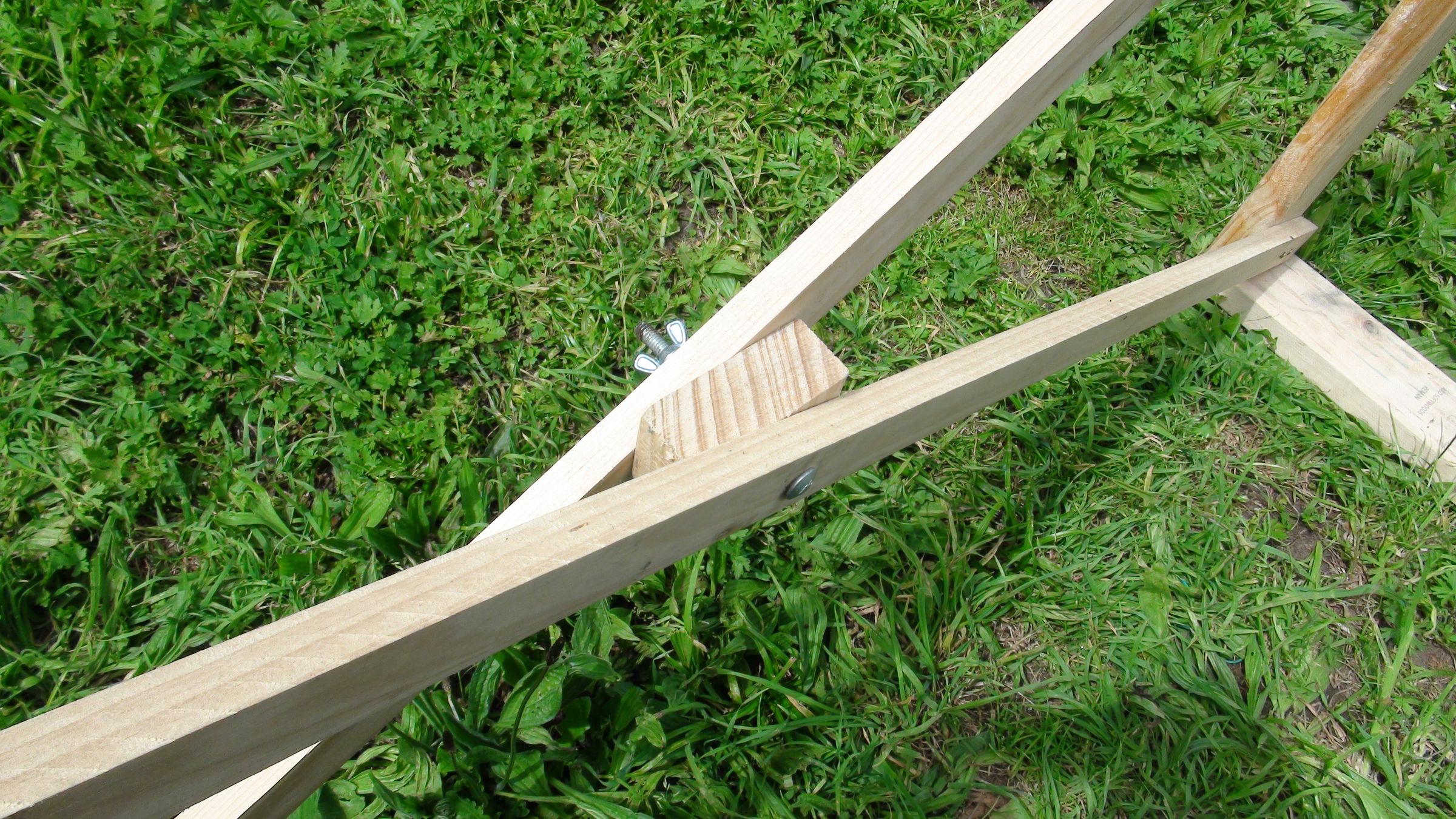 Reclaimed Garage Door Bench Table : 8 Steps (with Pictures) - Instructables