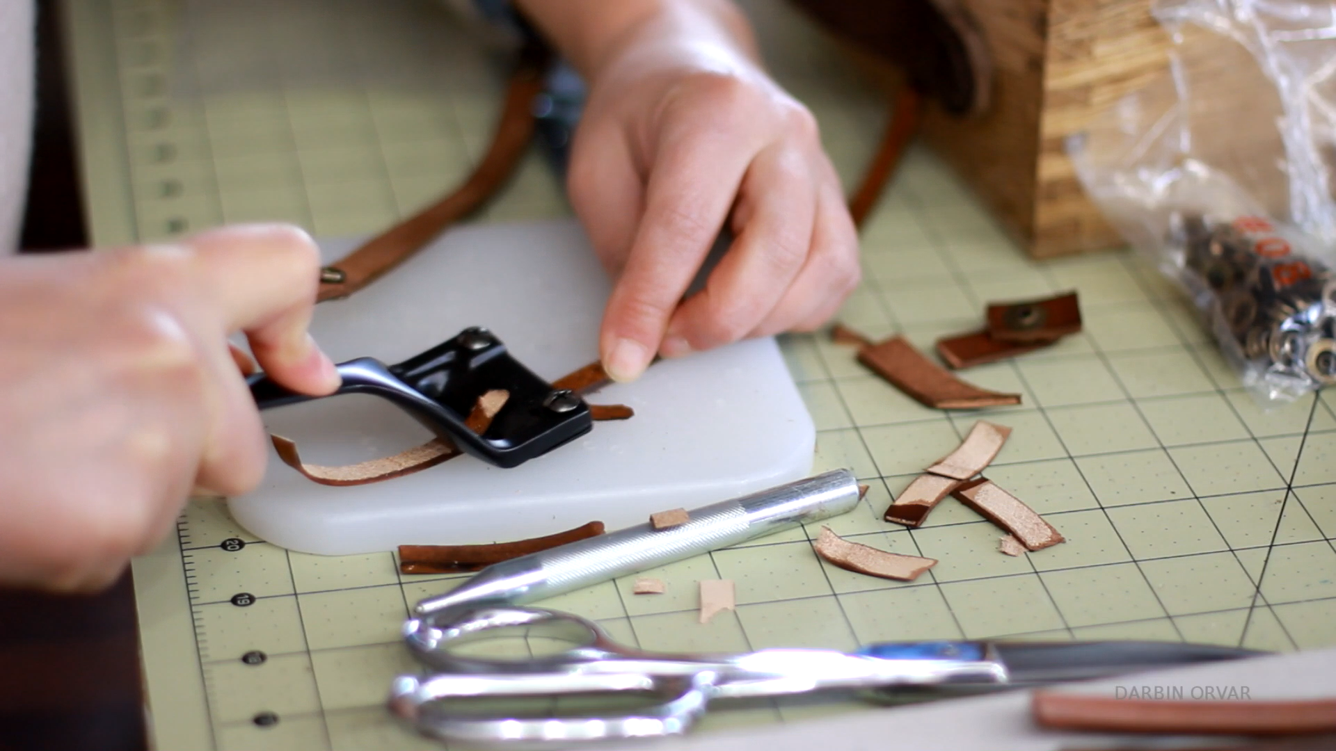 8 Easy DIY Leather Christmas Gifts : 9 Steps (with Pictures ...