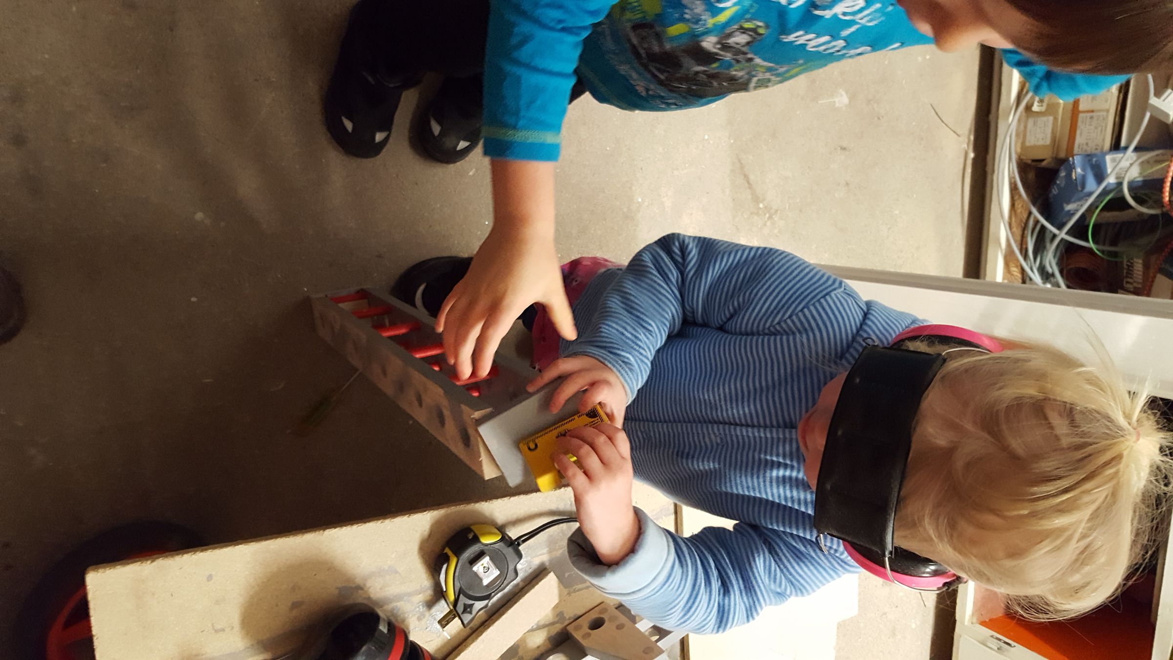 Zacks Toy Crane (with Plans) : 11 Steps (with Pictures) - Instructables
