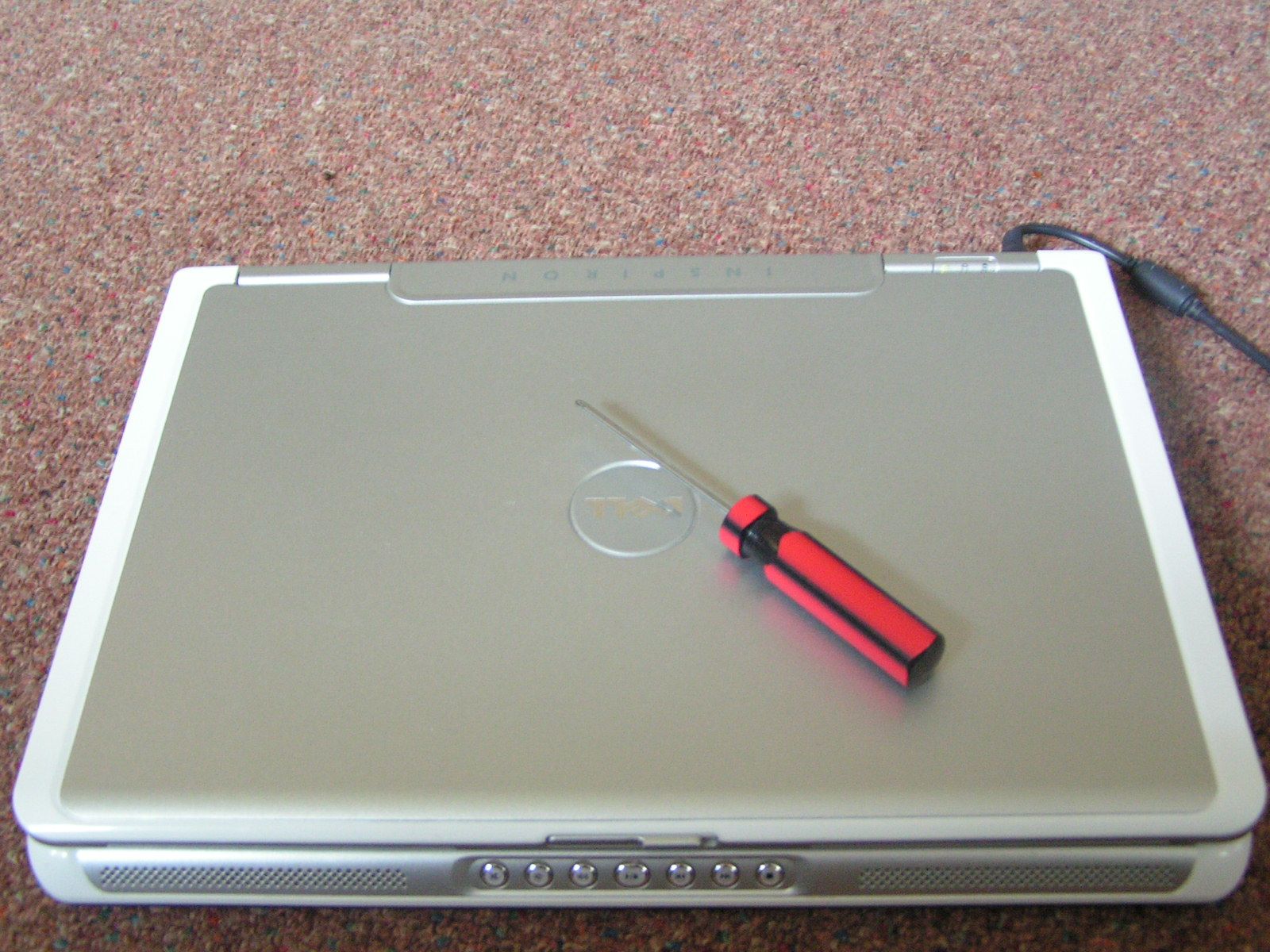Fixing Laptop Screen Wobble - Instructables
