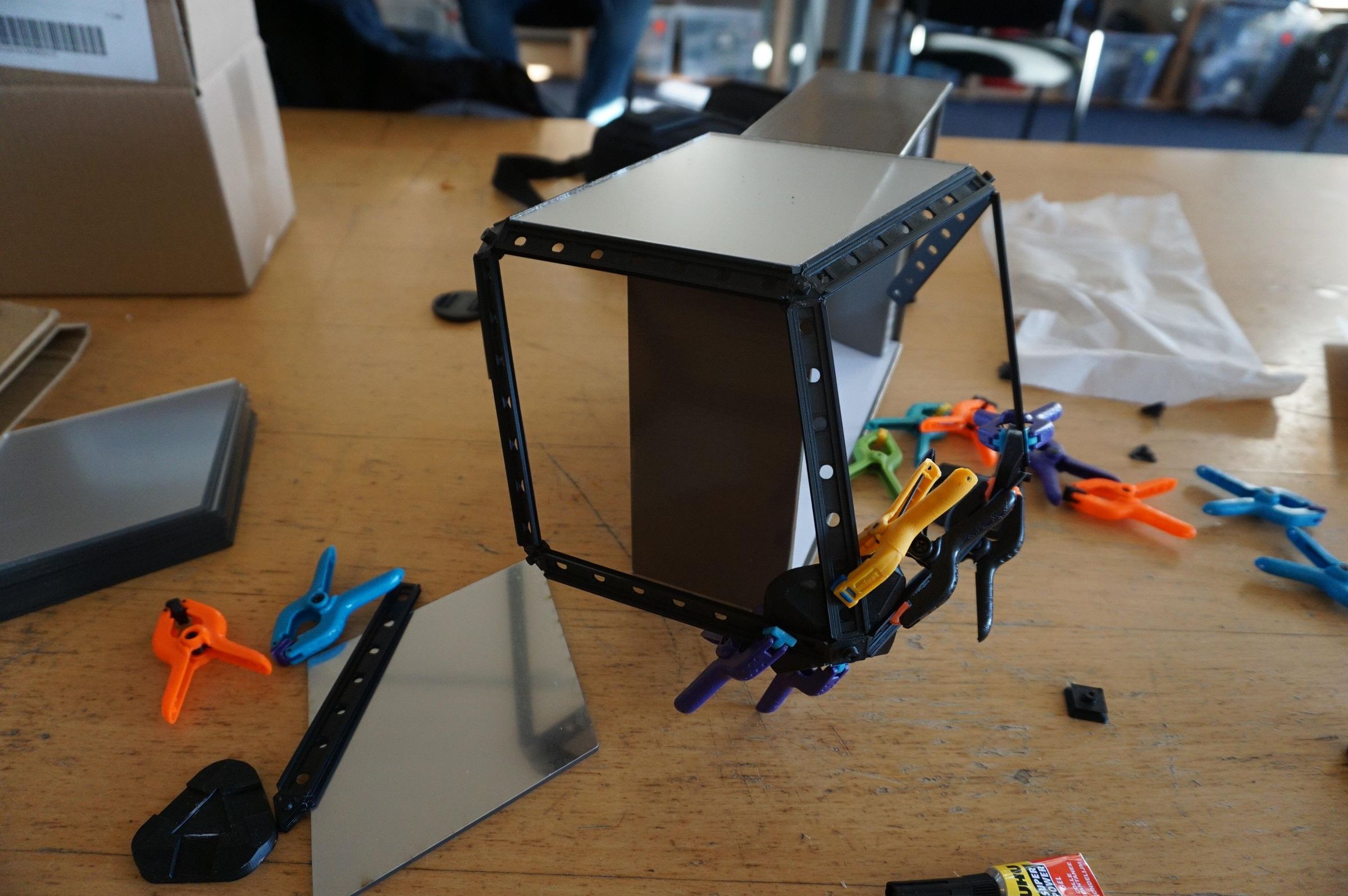 Rhombic Dodecahedron Infinity Lamp : 11 Steps (with Pictures ...