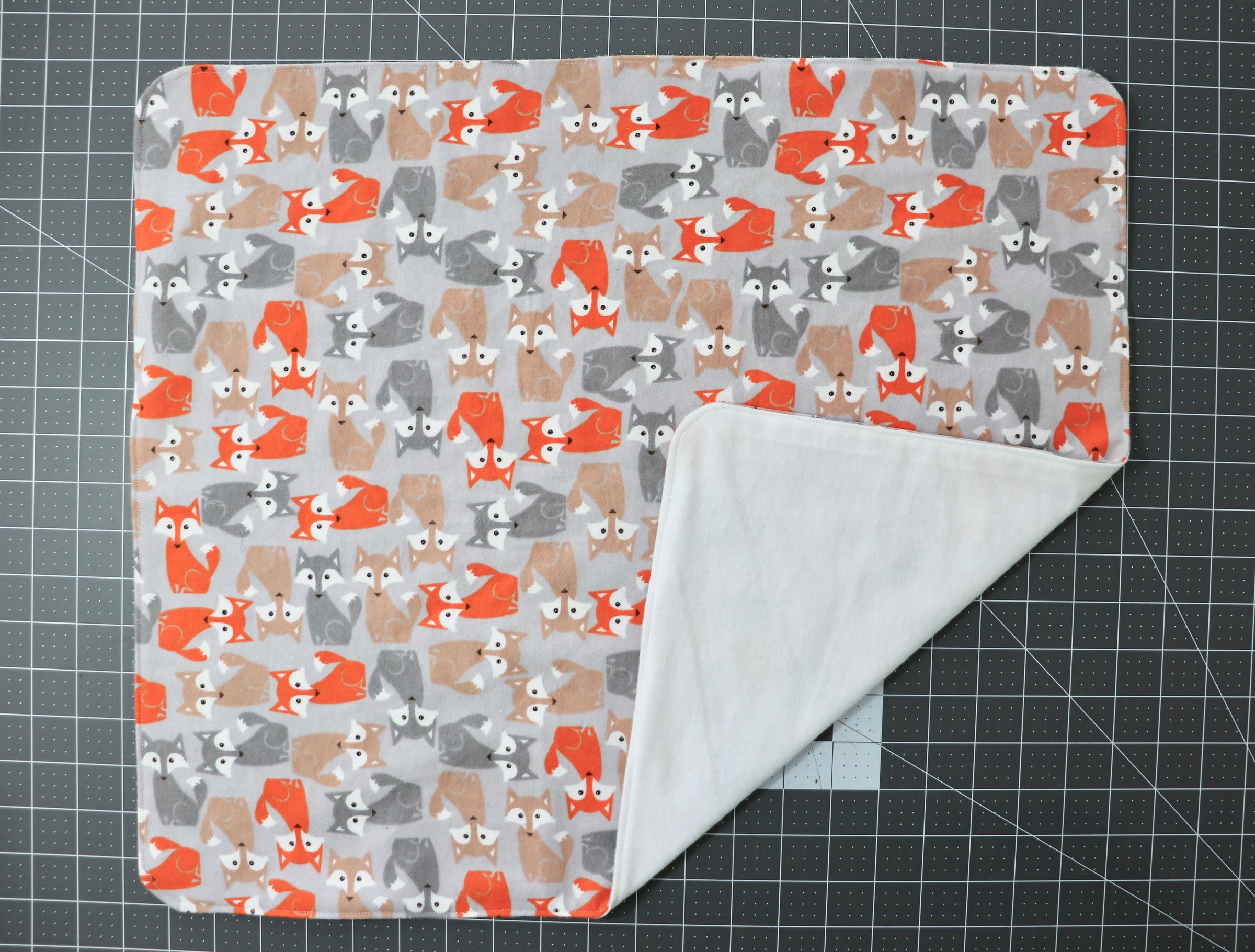 NICU Blankets : 5 Steps (with Pictures) - Instructables