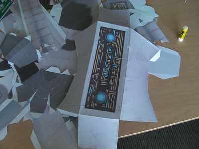 Full Scale GLaDOS Papercraft Replica : 14 Steps (with Pictures ...