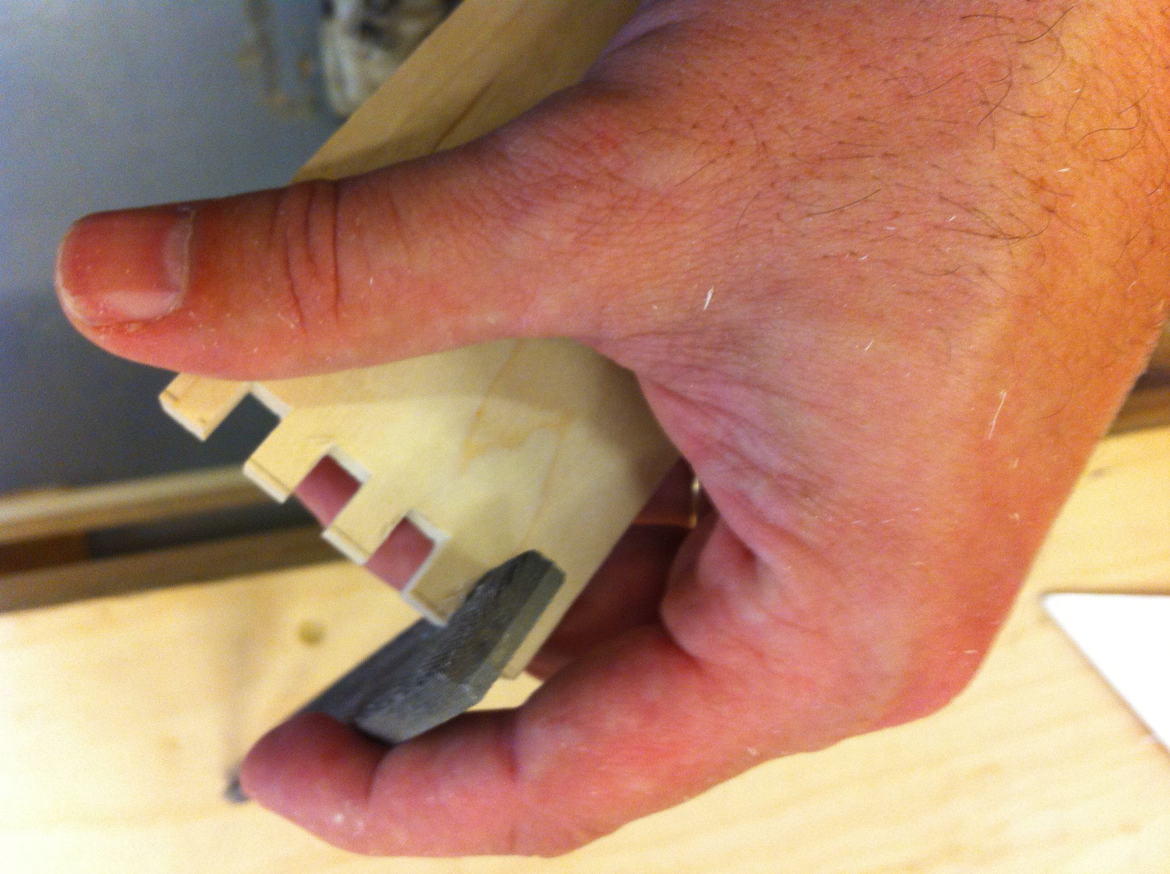 Make a Quick Box Using Box Joints : 8 Steps (with Pictures) - Instructables