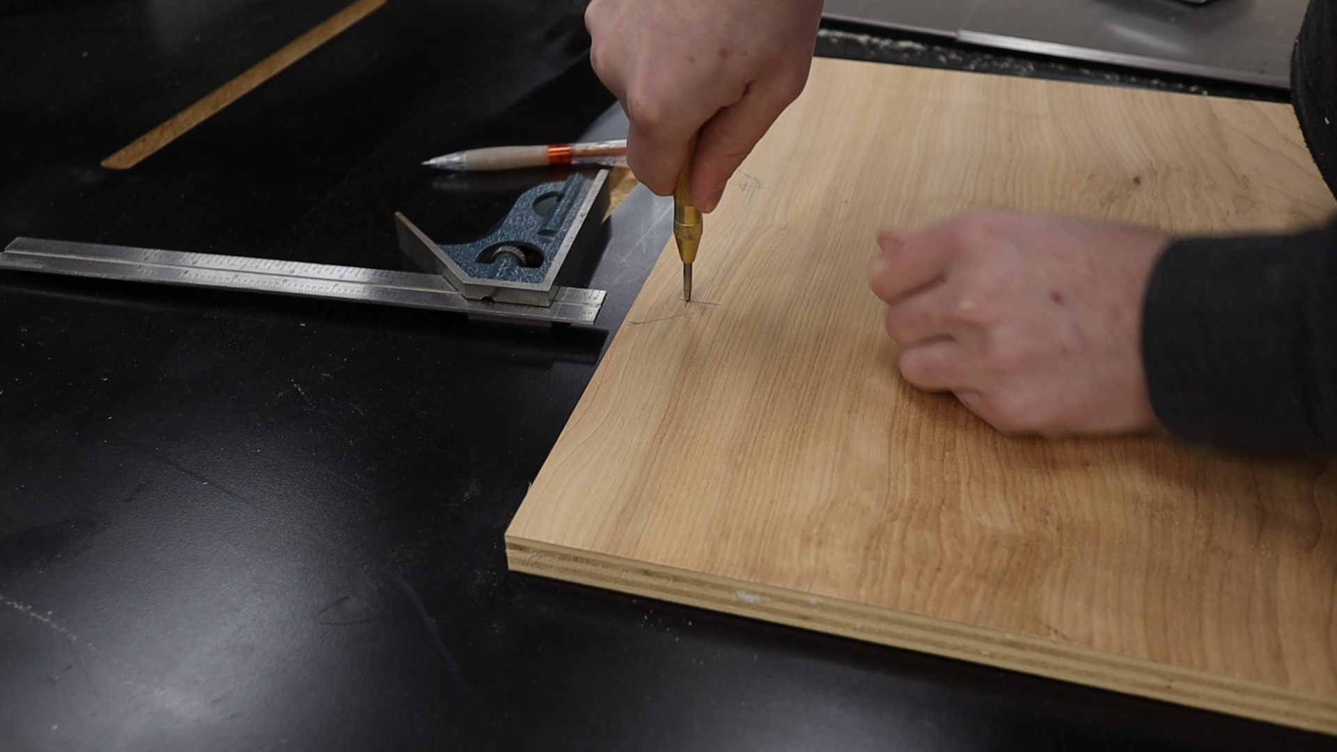 Drawer Pull Cutouts! Easy Router Technique! : 7 Steps (with Pictures ...