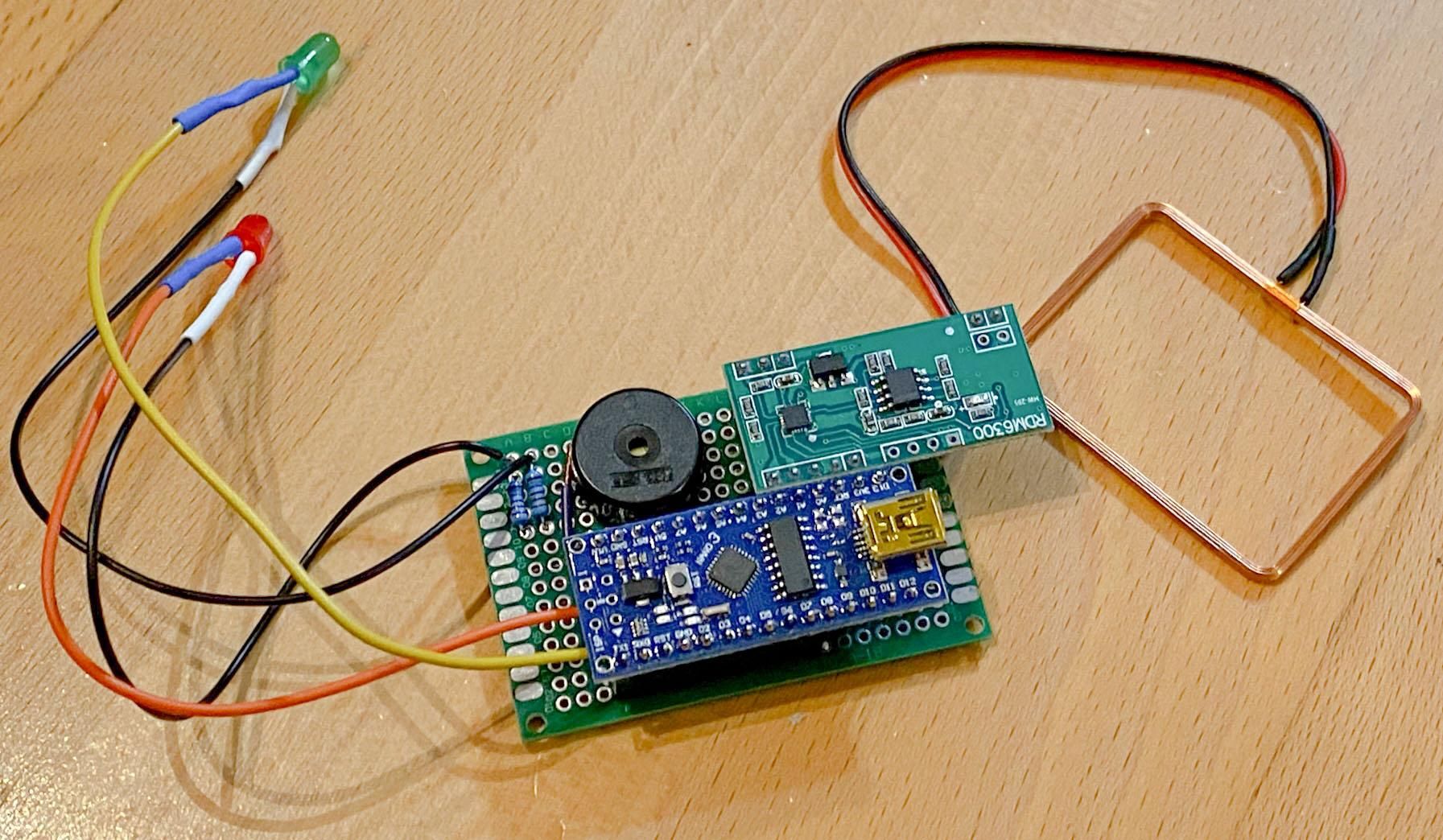 Signal-Routing for “Keyboard-like” RFID / Barcode Readers – and an ...