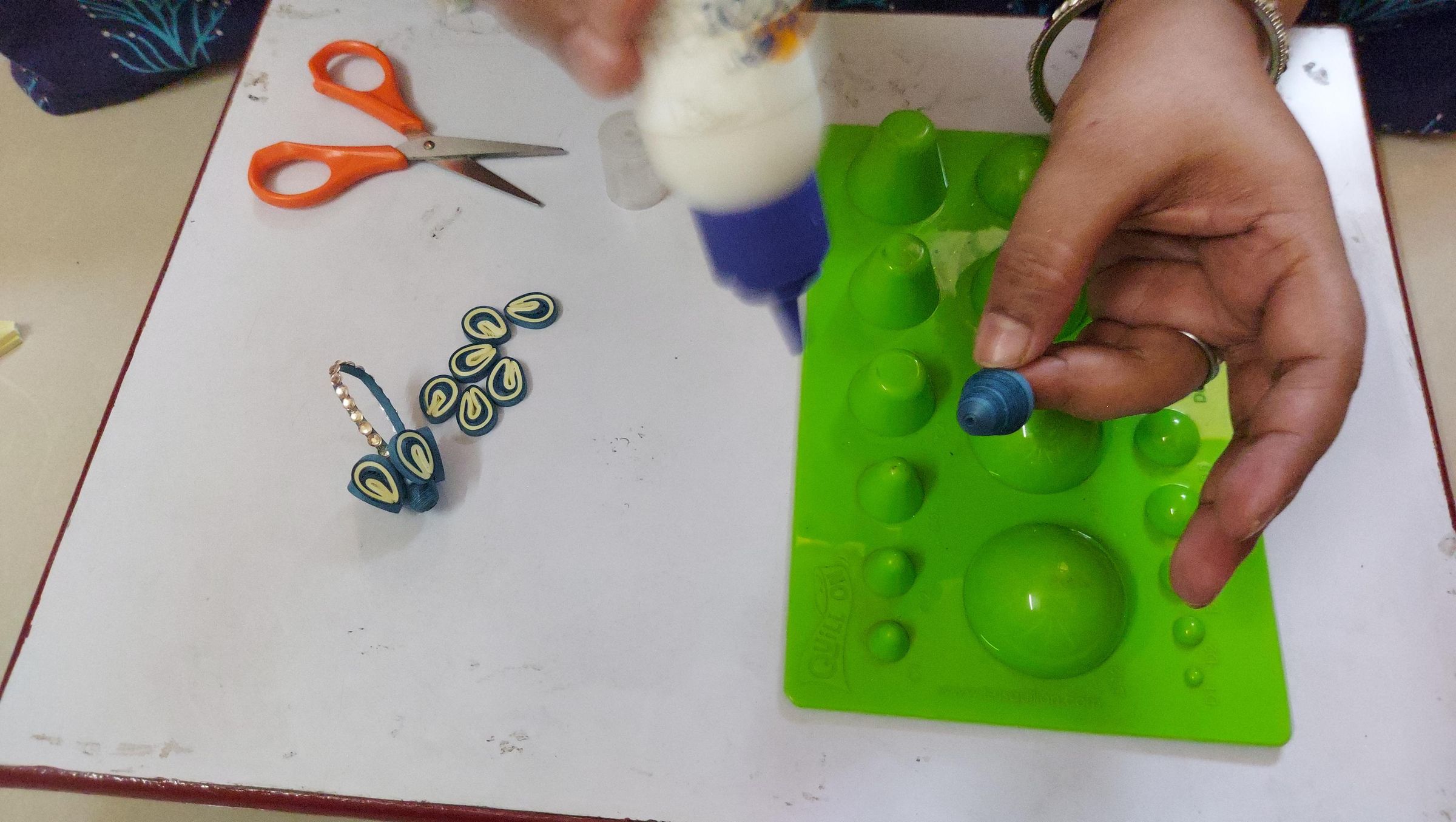 Paper Quilling Mini Basket : 8 Steps (with Pictures) - Instructables