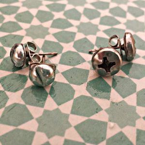Screw Earrings : 5 Steps (with Pictures) - Instructables