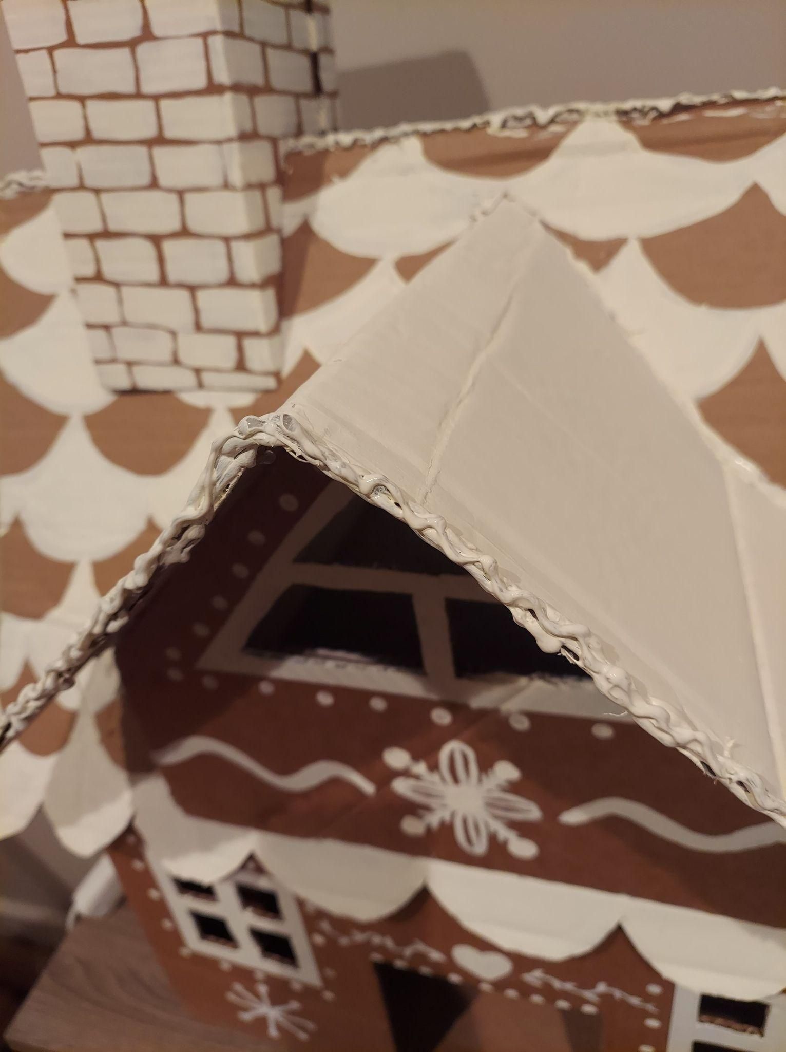Cardboard Gingerbread Cat House : 12 Steps (with Pictures) - Instructables
