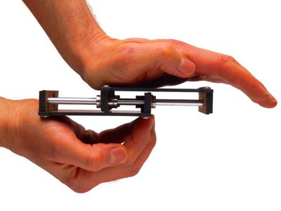 A Cheap Compact Linear Motion Slide : 60 Steps (with Pictures ...