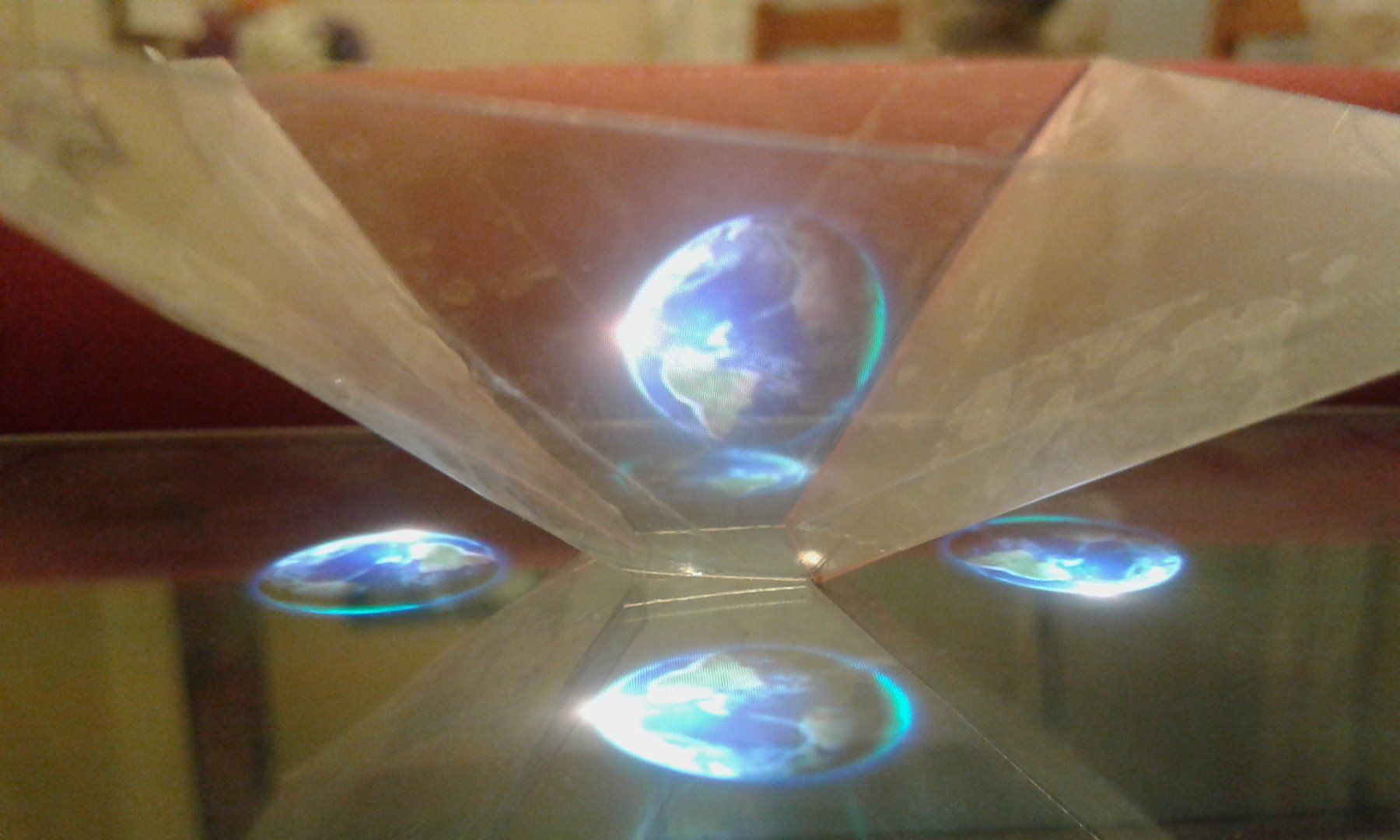 3D HOLOGRAMS PYRAMID-for Smartphones, Tablets and Laptops : 4 Steps ...