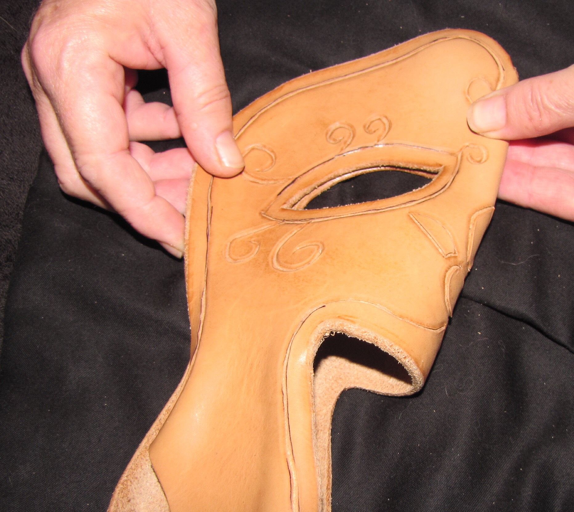Sculpted Leather Mask Tutorial : 9 Steps (with Pictures) - Instructables