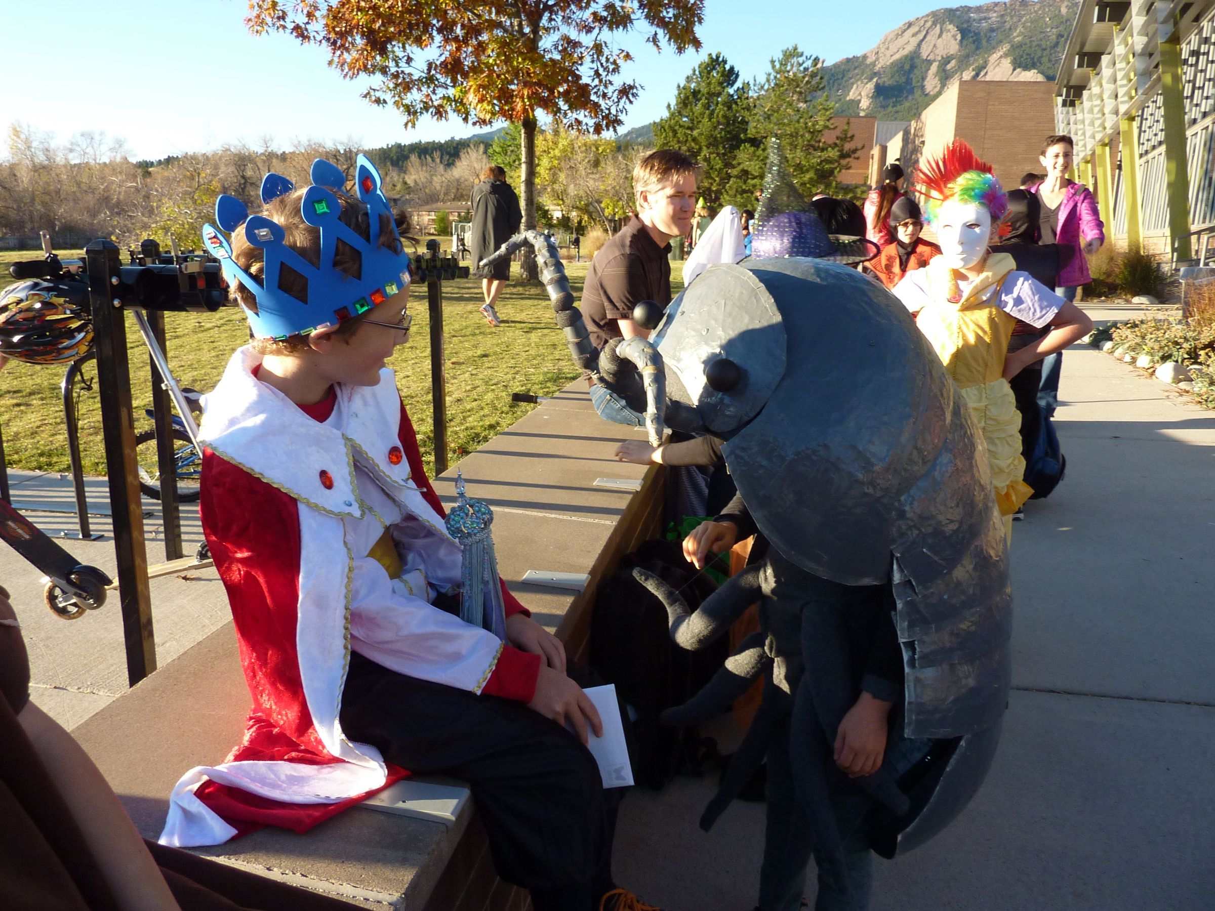 Amazing Roly Poly Costume : 6 Steps (with Pictures) - Instructables