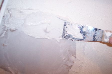 How to Patch Drywall or Fix a Hole in Sheetrock : 8 Steps - Instructables