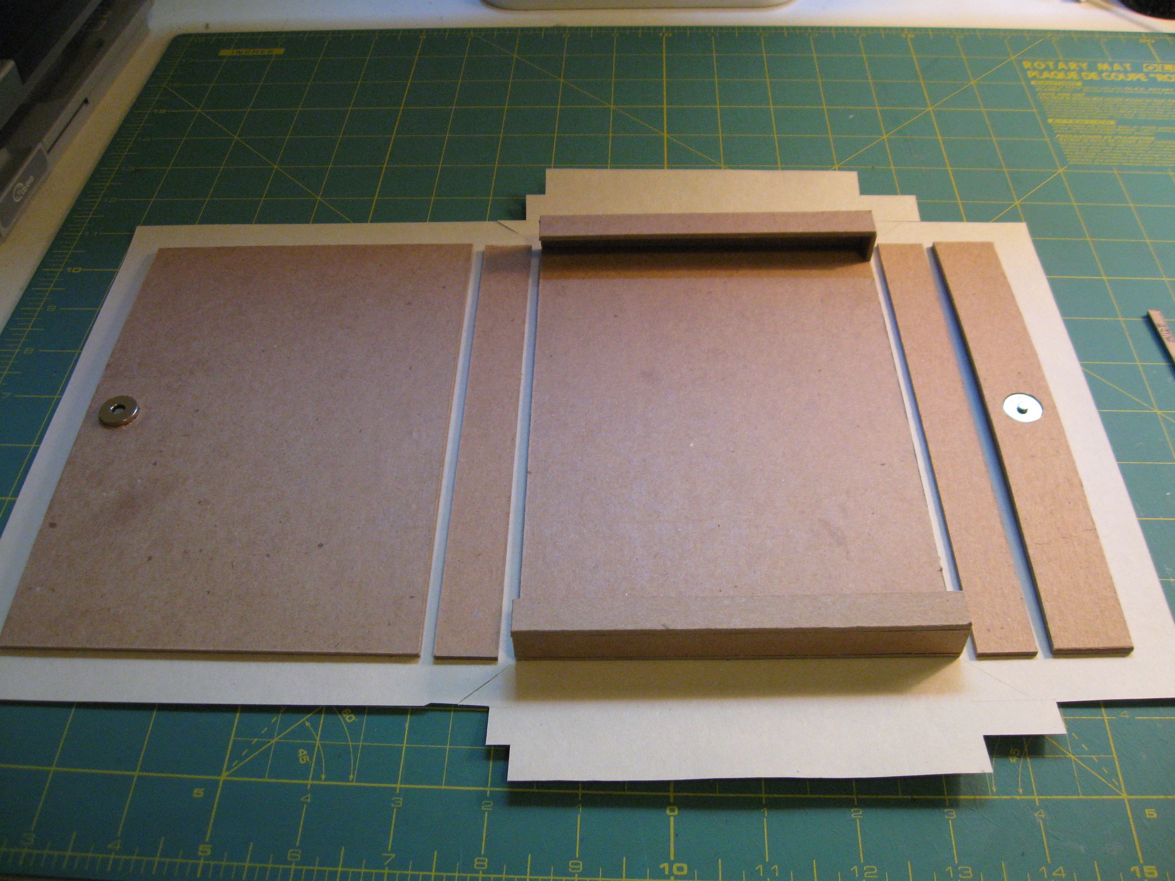 Kindle Cover W/ Magnetic Closure - Instructables