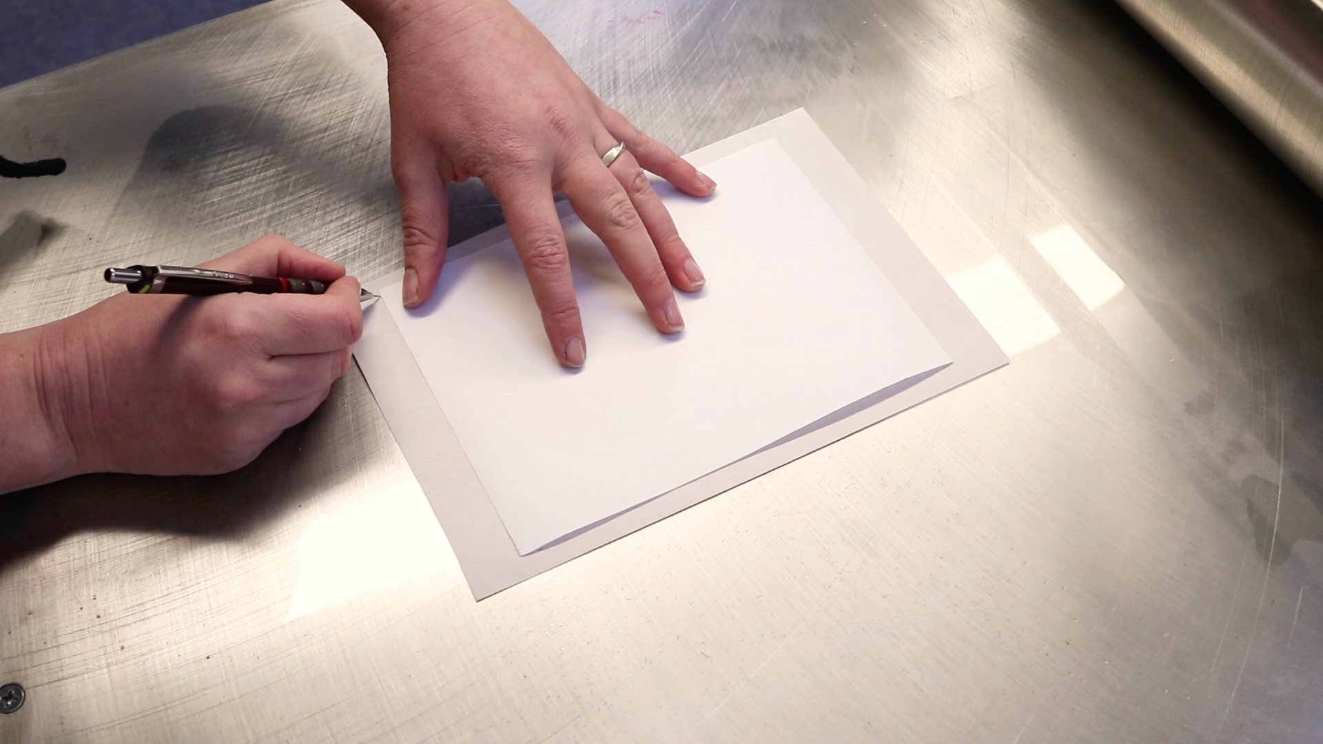 Make a Two-colour Linocut Relief Print : 12 Steps (with Pictures ...