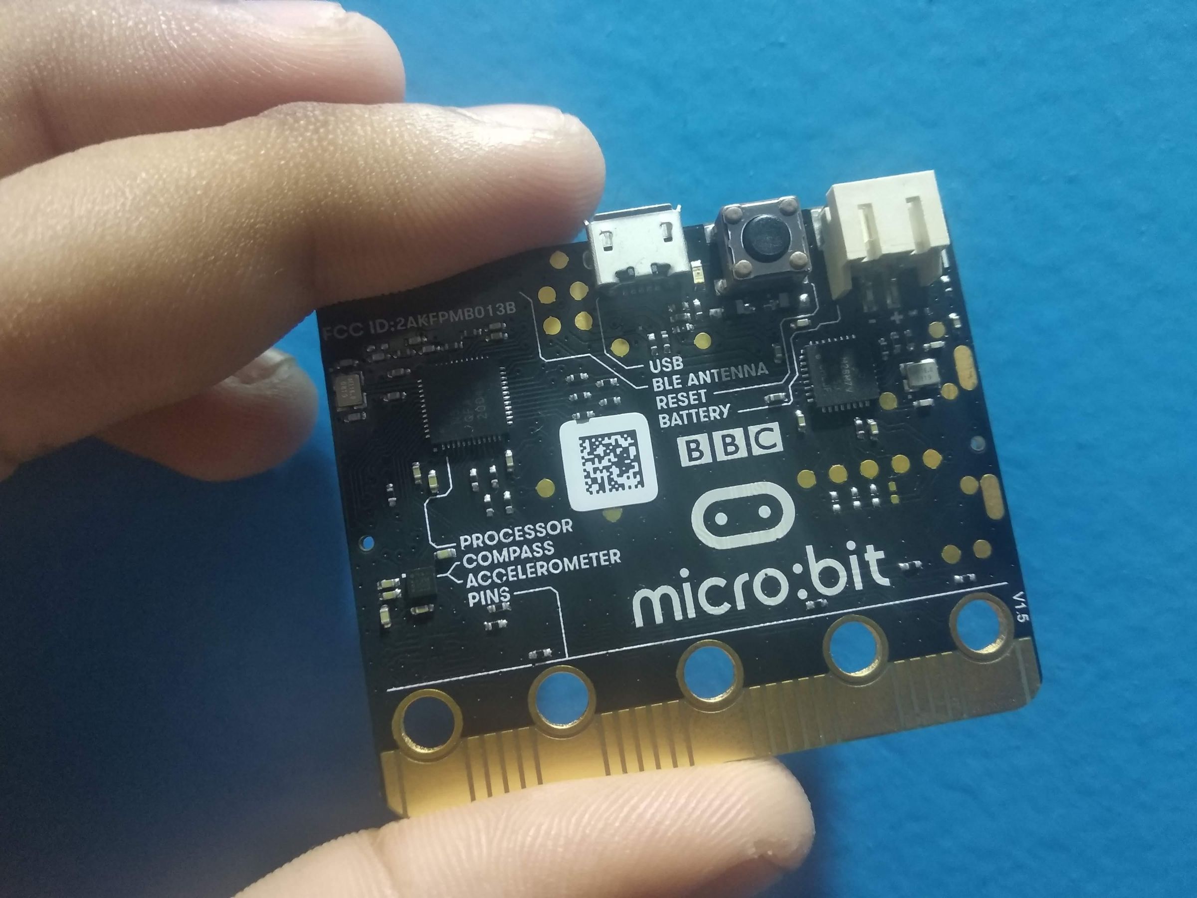 Micro-Joystick : 5 Steps - Instructables