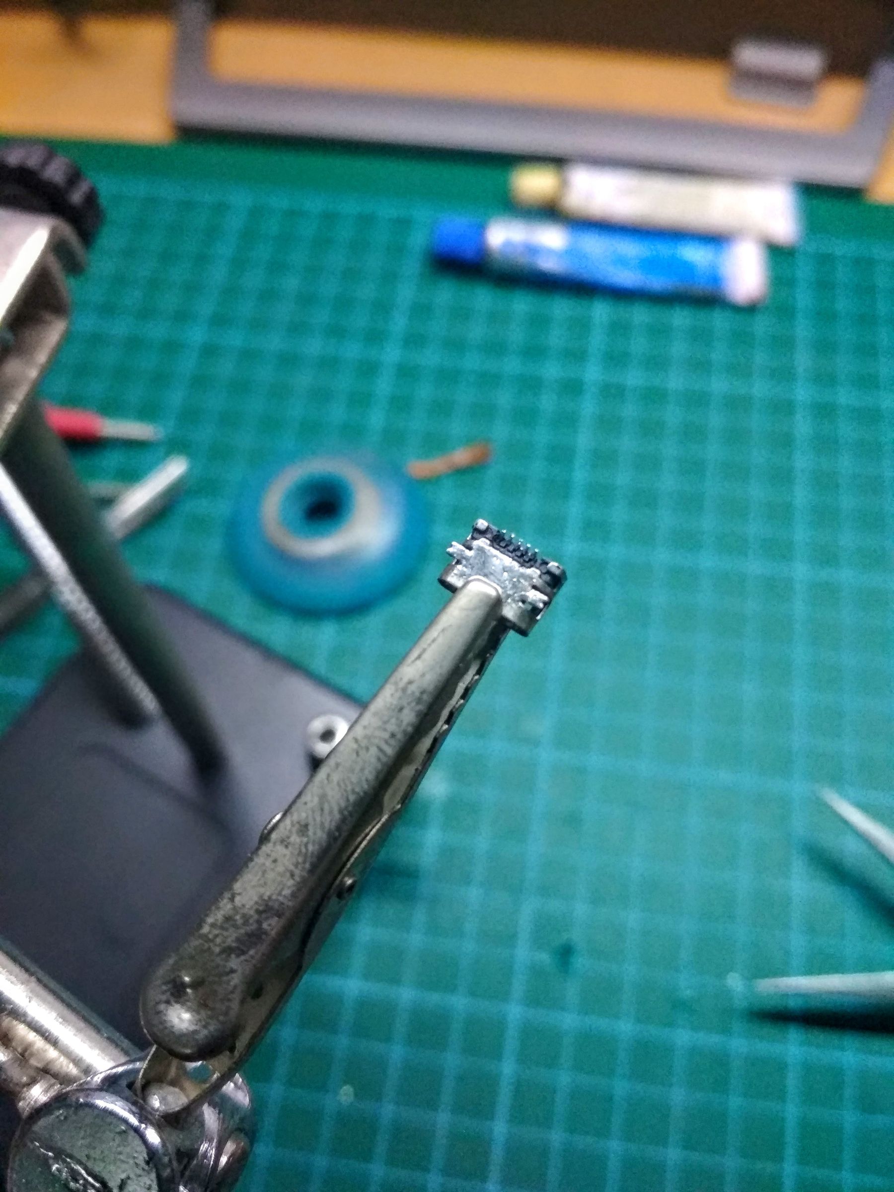 Fixing an Arduino Pro Micro: the USB Port Came Off !! : 17 Steps ...