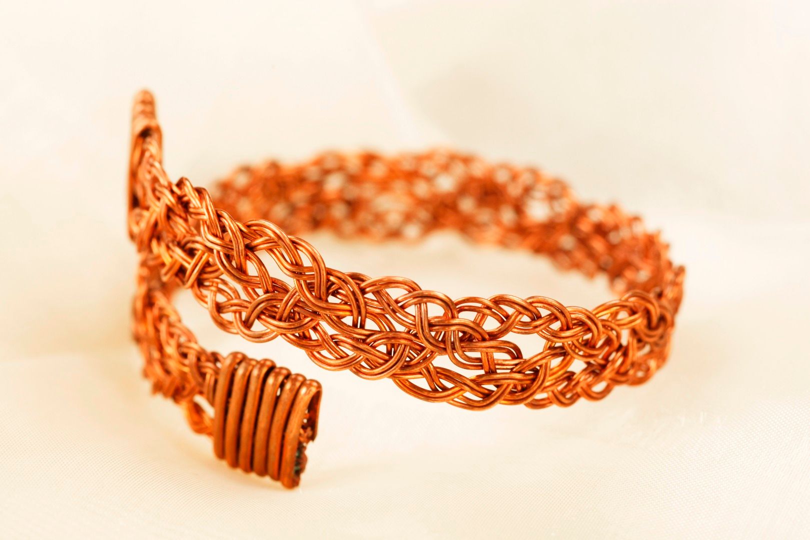 Adjustable Woven Copper Bracelet : 42 Steps (with Pictures) - Instructables