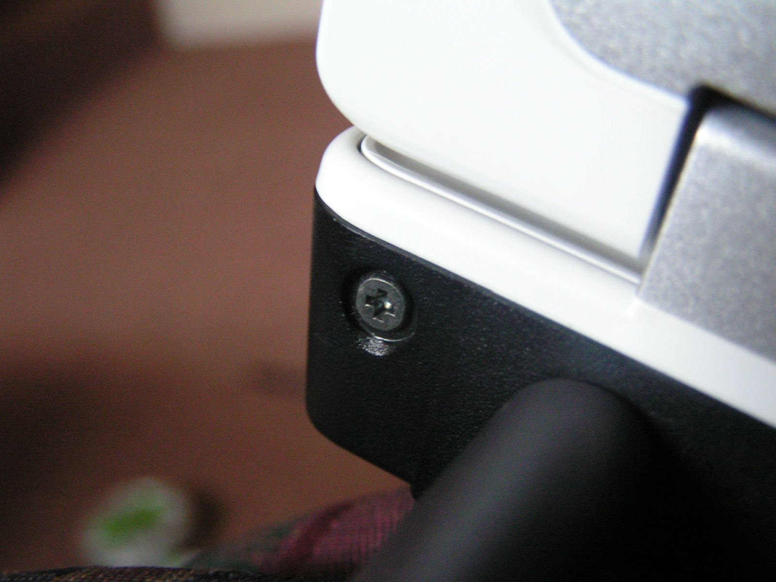Fixing Laptop Screen Wobble - Instructables