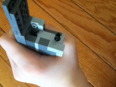Lego Revolver : 5 Steps - Instructables