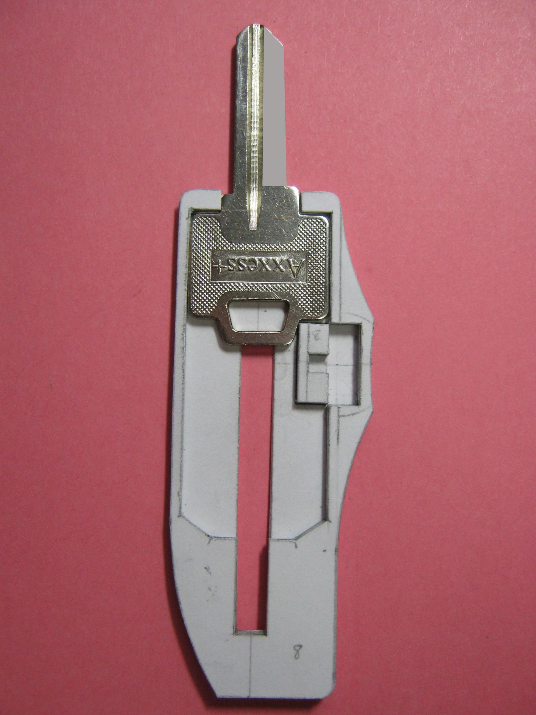House Key OTF (Out the Front) Switchblade : 31 Steps - Instructables