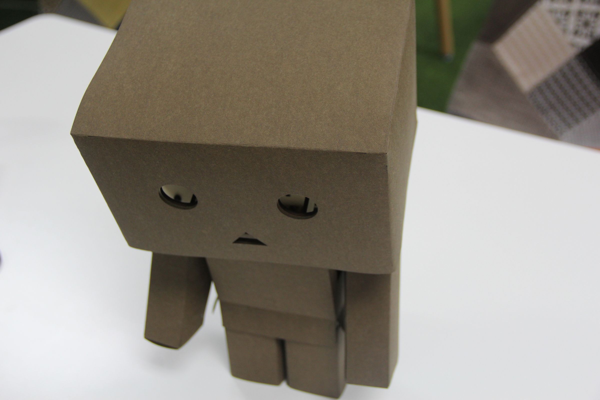 DIY a Christmas 'Danbo' Robot With Remote Control : 14 Steps (with ...