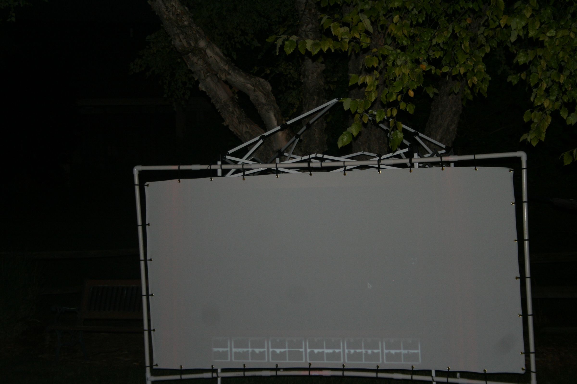 I Created My Own Mobile Cinema : 3 Steps (with Pictures) - Instructables