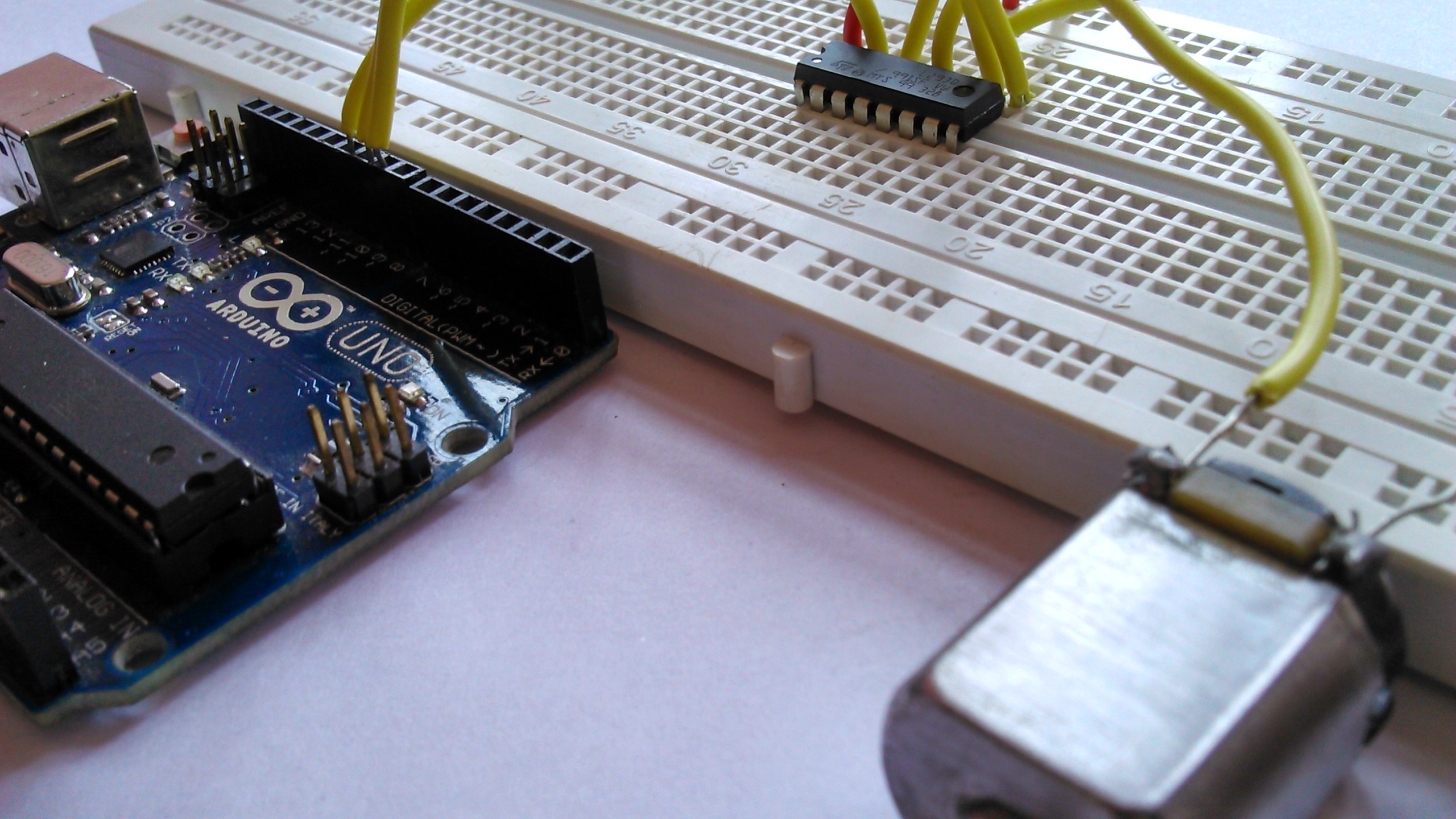 Control DC Motor Using L293D : 4 Steps - Instructables