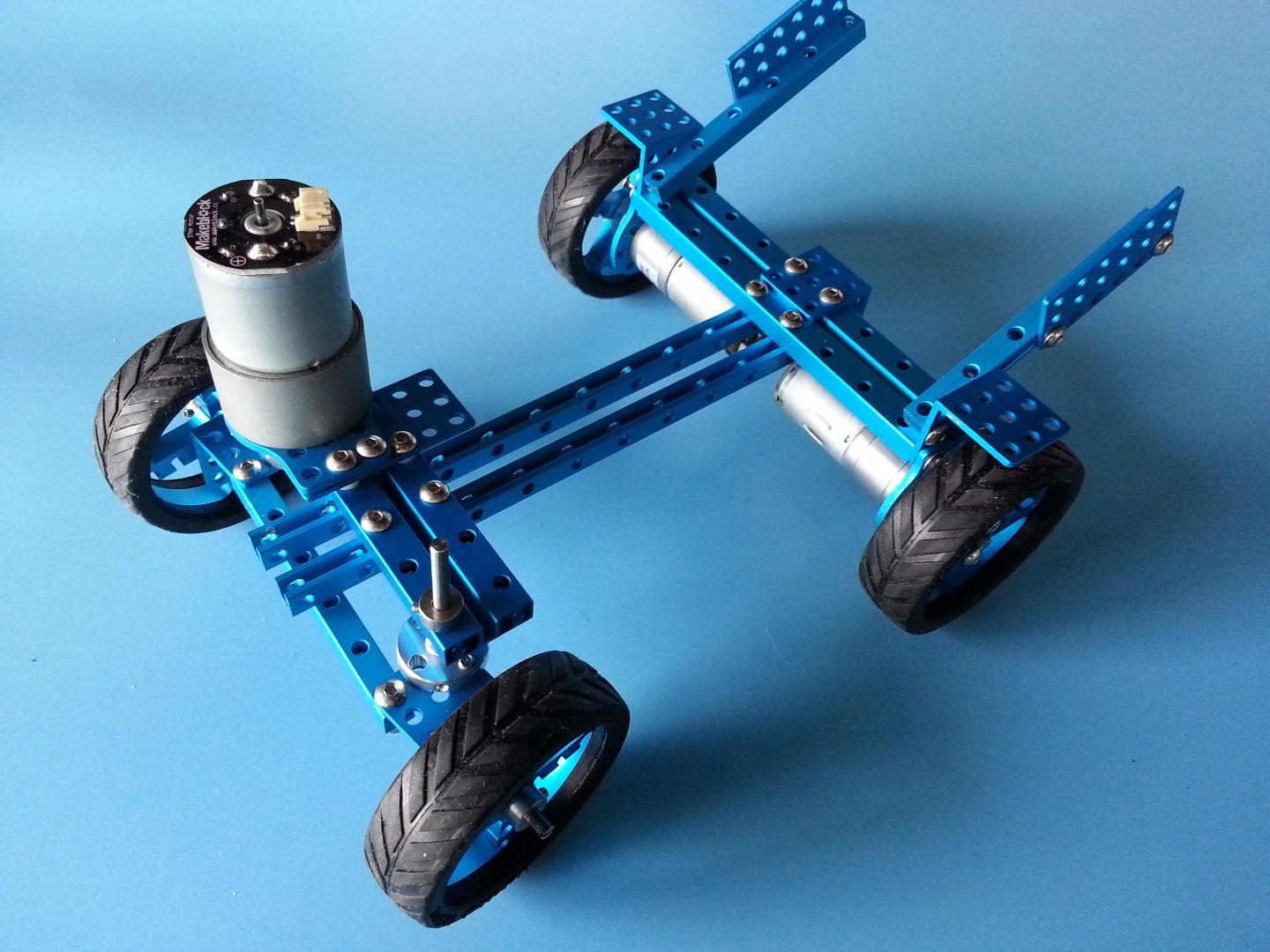 How to Build a Skill Racing Car With Makeblock : 28 Steps (with ...