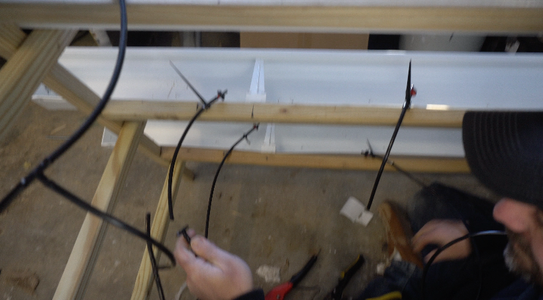 DIY Vertical Gutter Garden W/ Auto Water System : 8 Steps (with ...