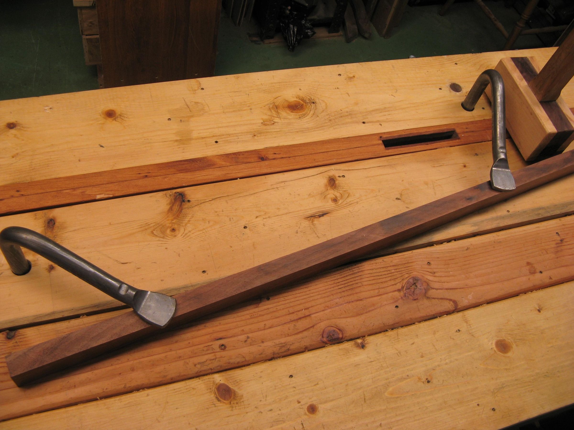 English-style Joinery Workbench : 8 Steps (with Pictures) - Instructables