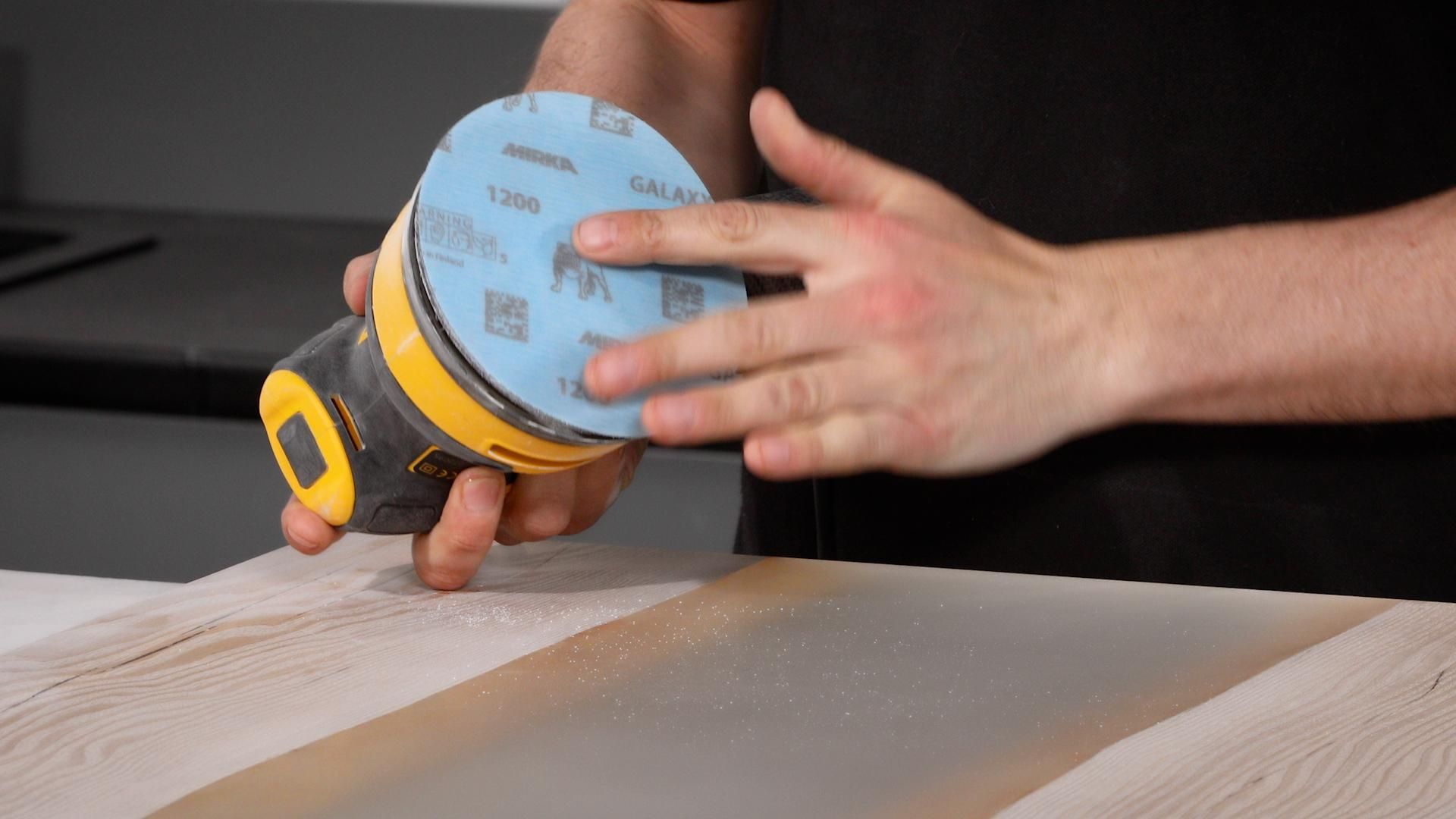 How to Sand and Polish Epoxy Resin to a Mirror Finish - Step by Step ...
