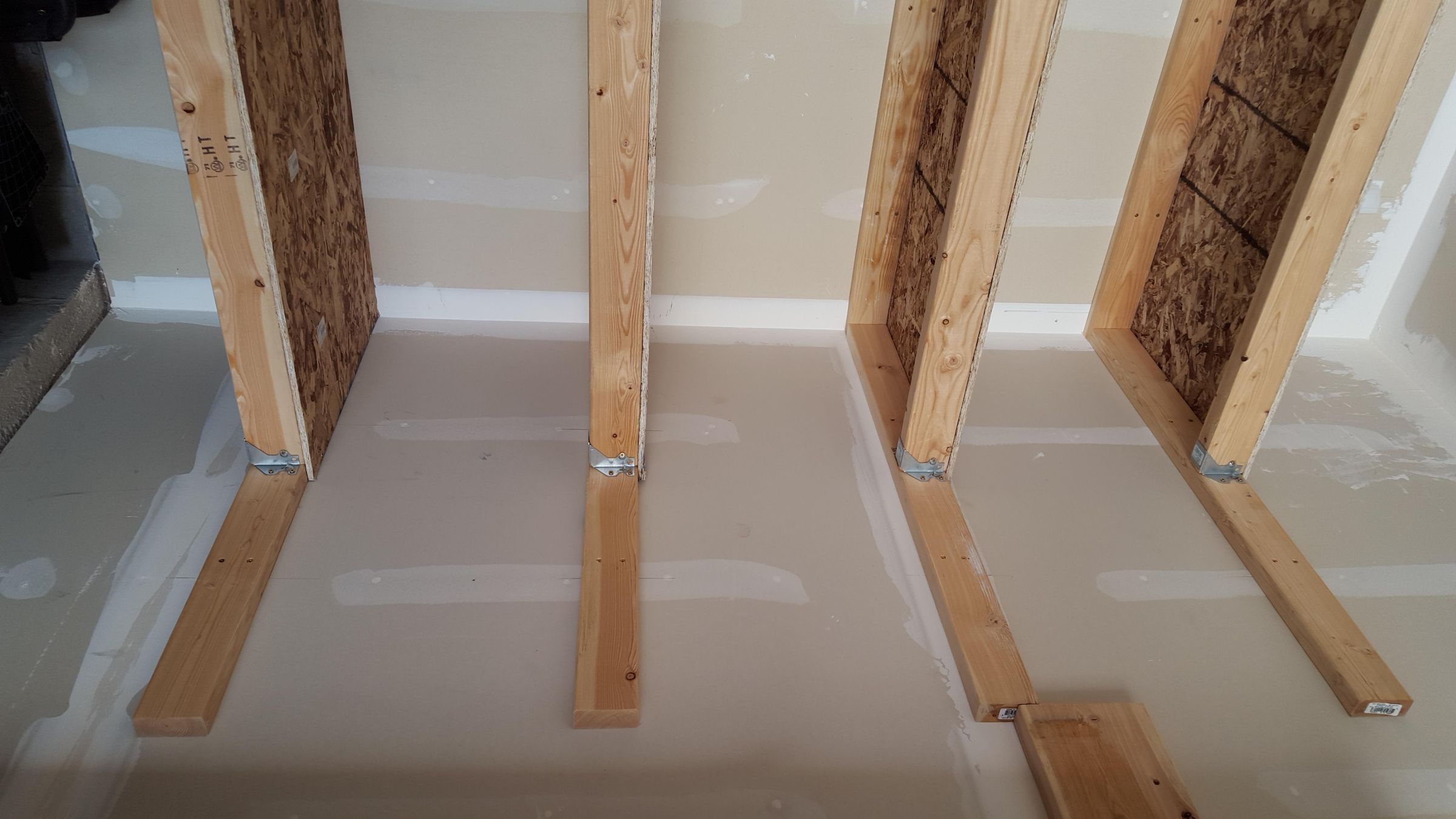 Garage Shelves : 10 Steps (with Pictures) - Instructables