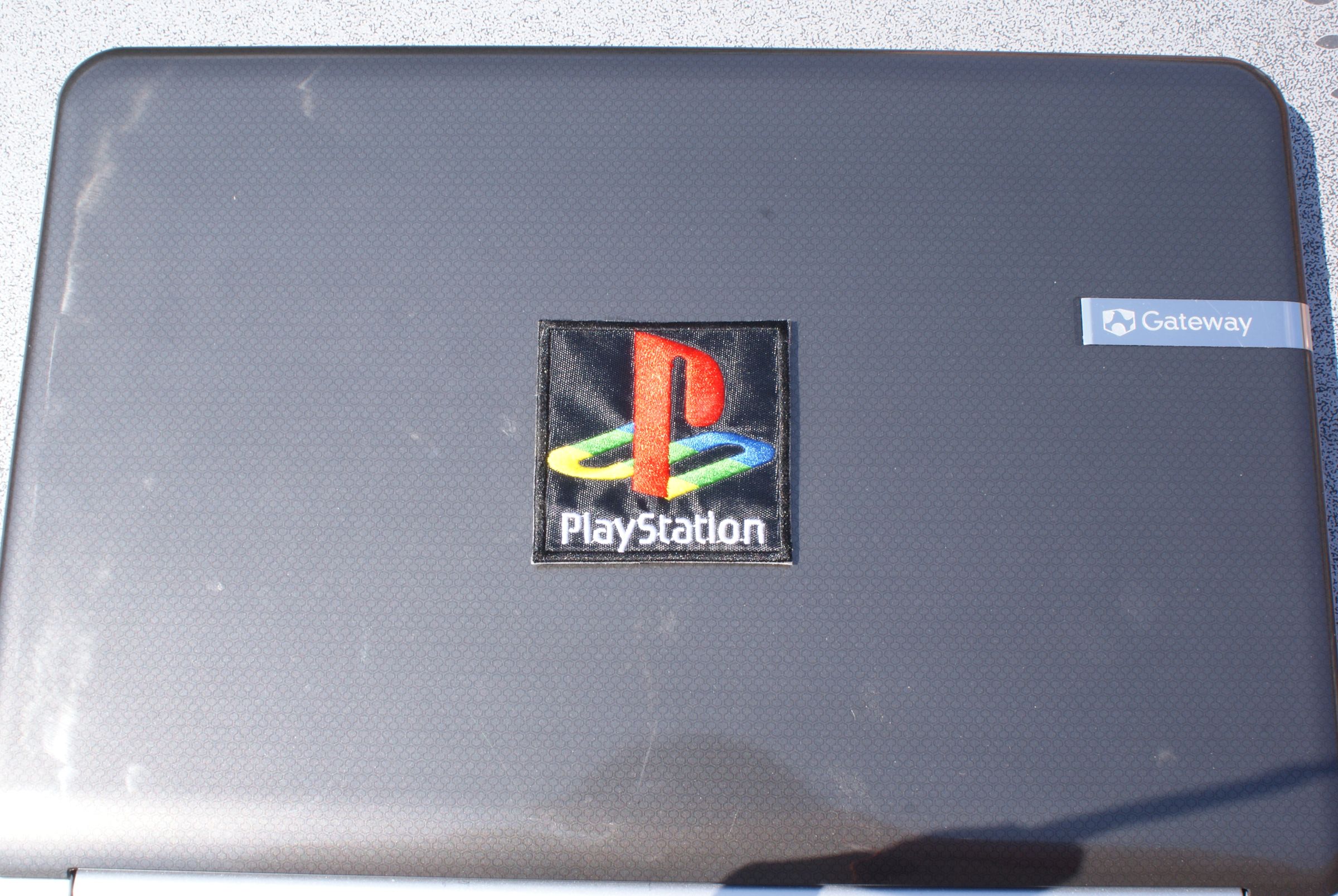 Easy Way to Personalize Your Laptop : 8 Steps - Instructables