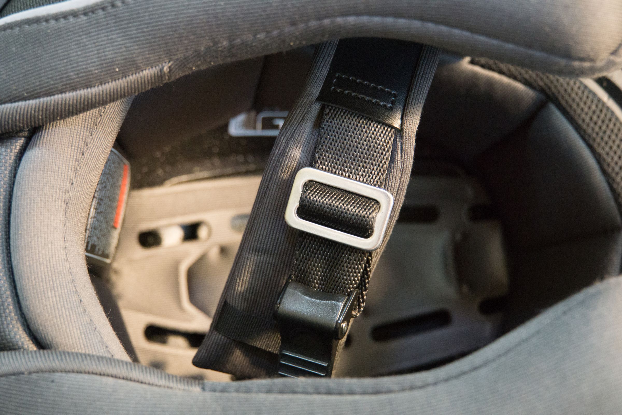 Micrometric Ratcheting Quick Release Buckle for Helmets : 12 Steps ...