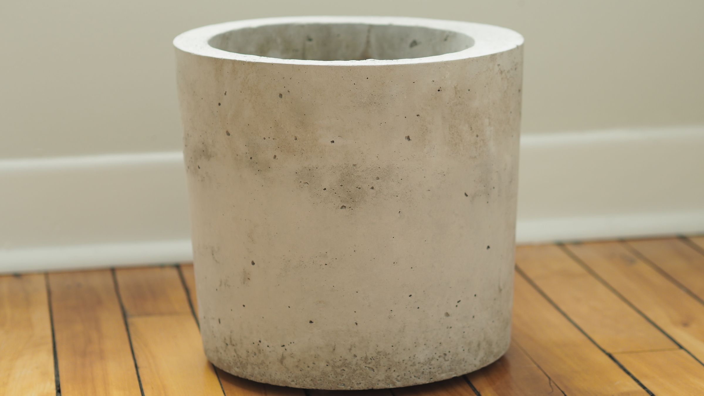 Large Concrete Planter : 9 Steps (with Pictures) - Instructables