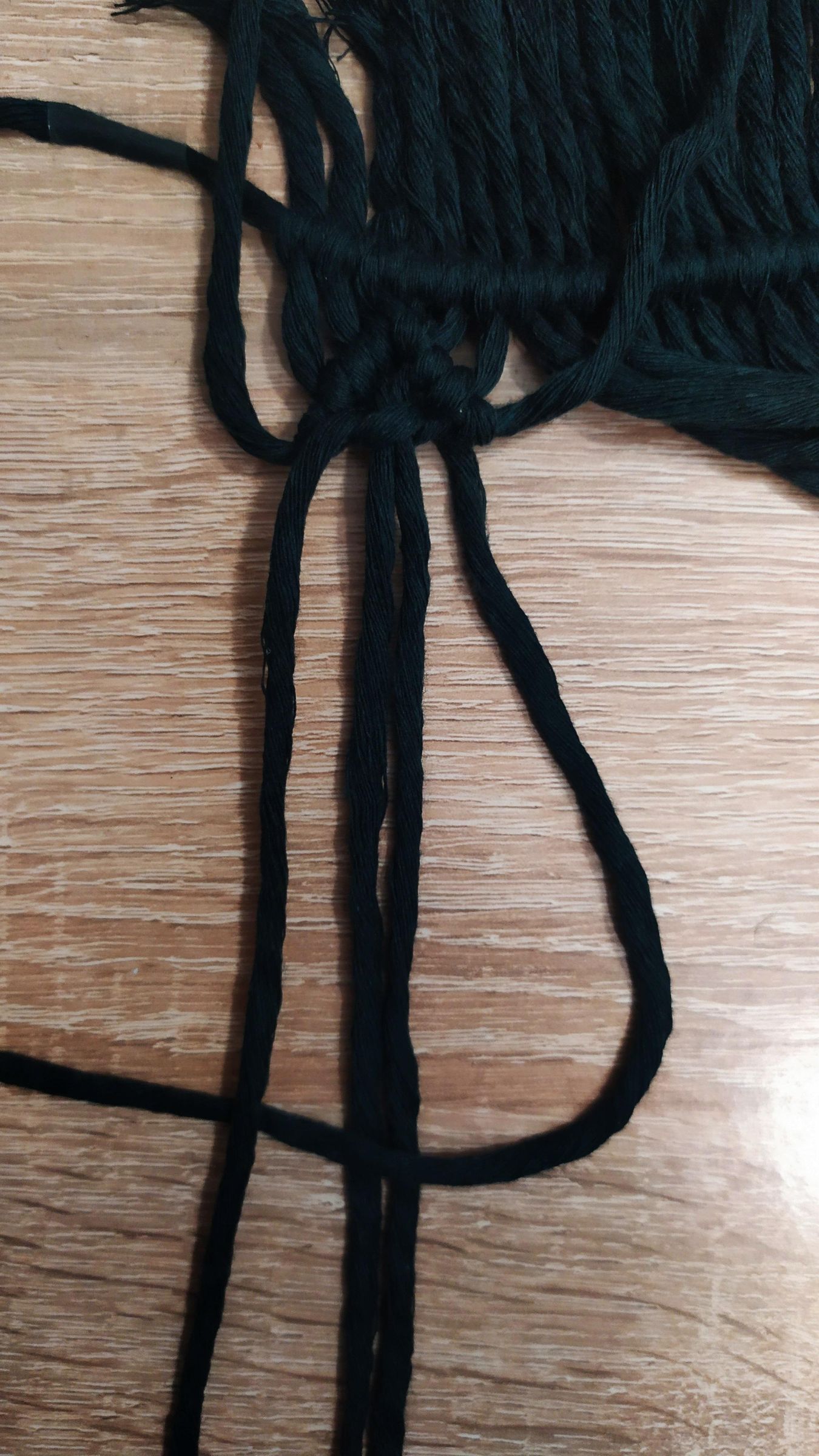 How to Make Bohemian Macrame Slippers From Scratch : 7 Steps (with ...