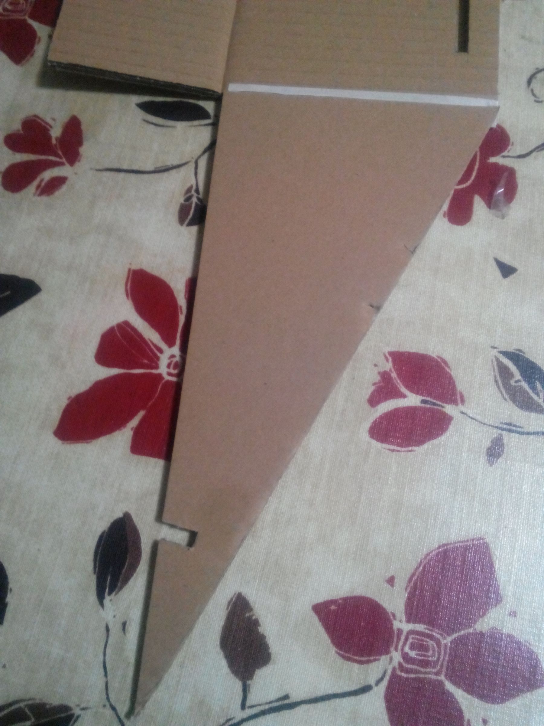 Cardboard Document/book Stand : 6 Steps (with Pictures) - Instructables