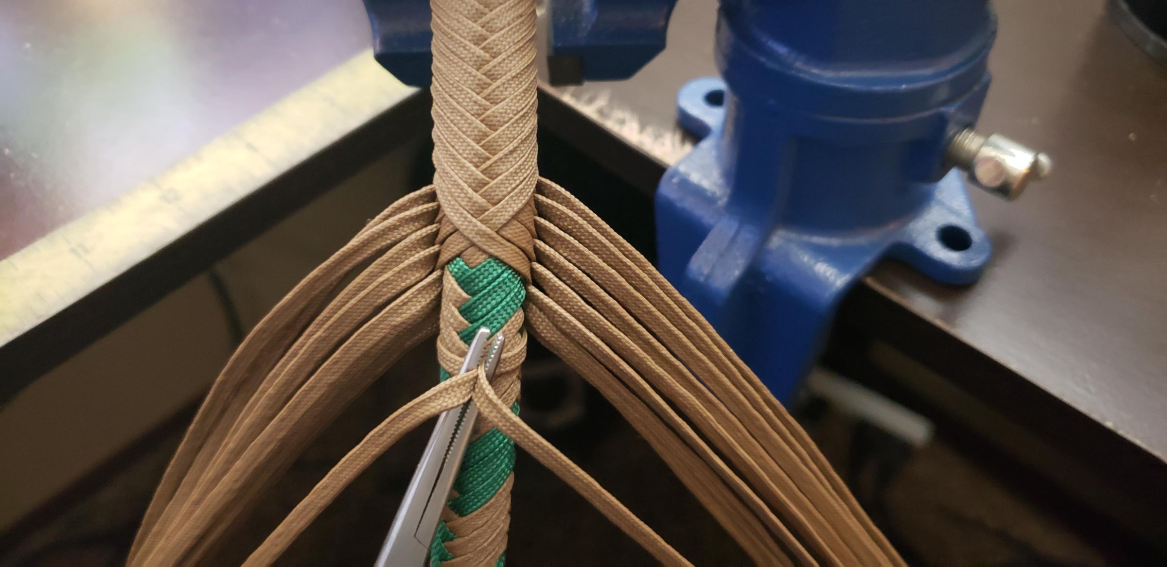 How to Make a 24 Plait 5 Belly Nylon Bullwhip : 10 Steps (with Pictures ...