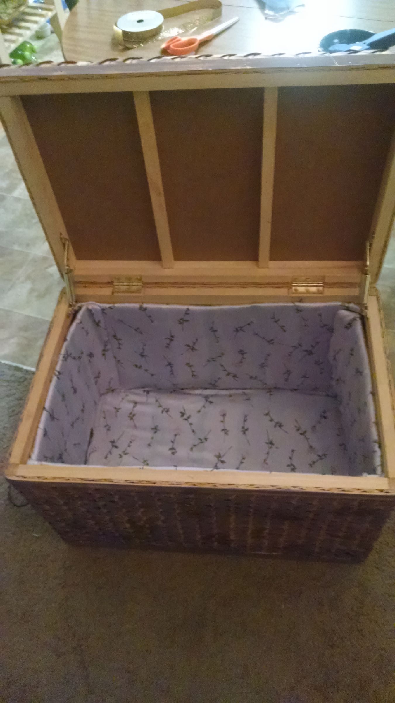 Princess Dress Up Trunk : 5 Steps - Instructables