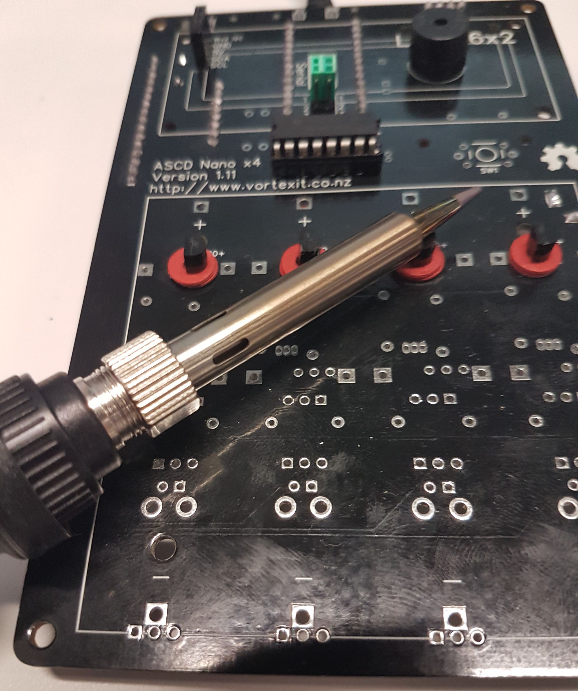 Arduino Nano 4x 18650 Smart Charger / Discharger : 20 Steps - Instructables