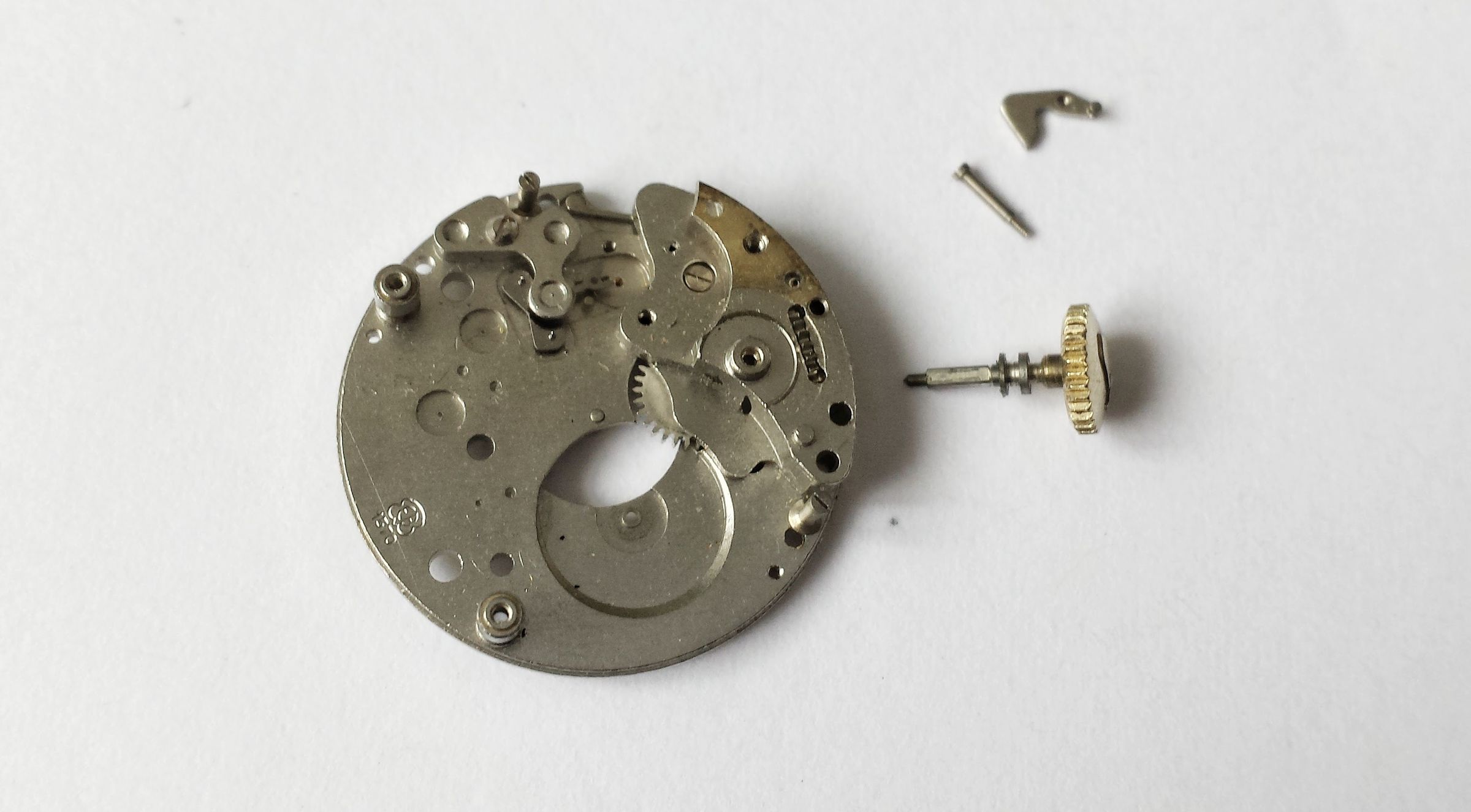 Disassembling Watches With 3 Common Tools : 18 Steps (with Pictures ...