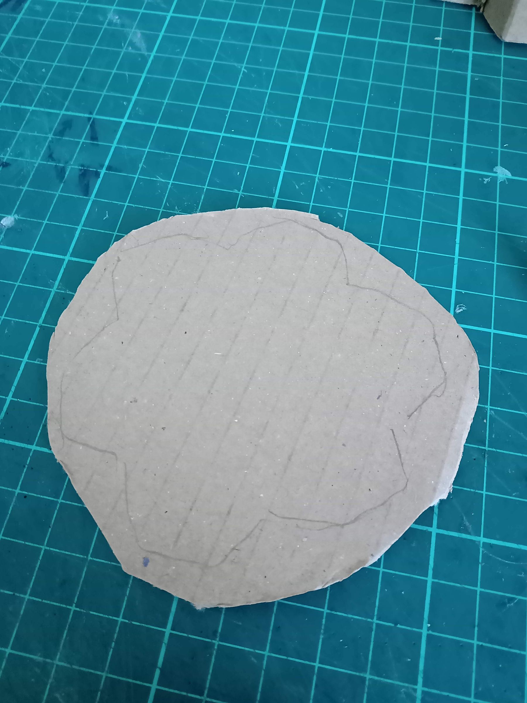 Cardboard Desk Tidy : 10 Steps (with Pictures) - Instructables