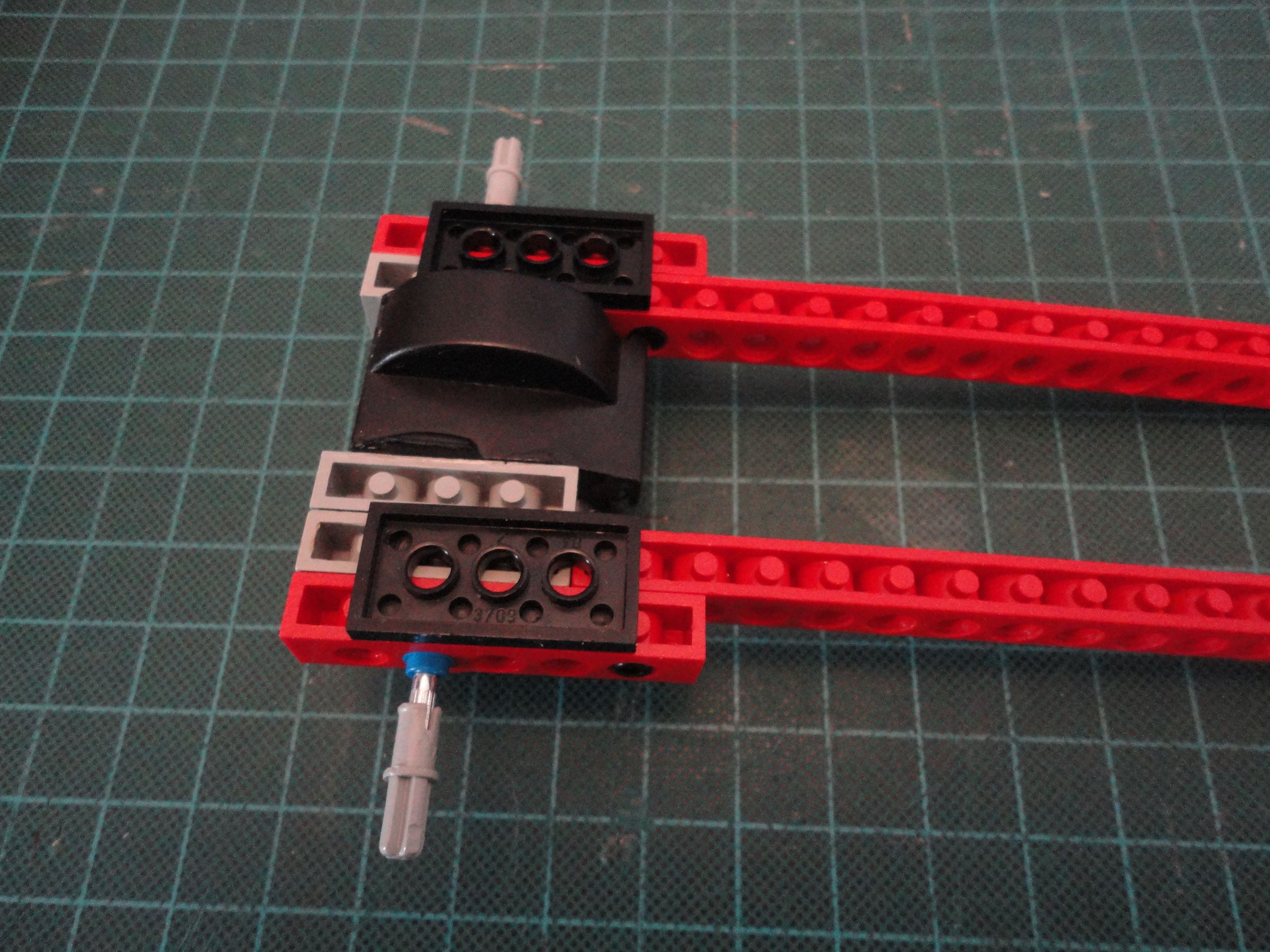 Wireless Lego Race Car : 13 Steps (with Pictures) - Instructables