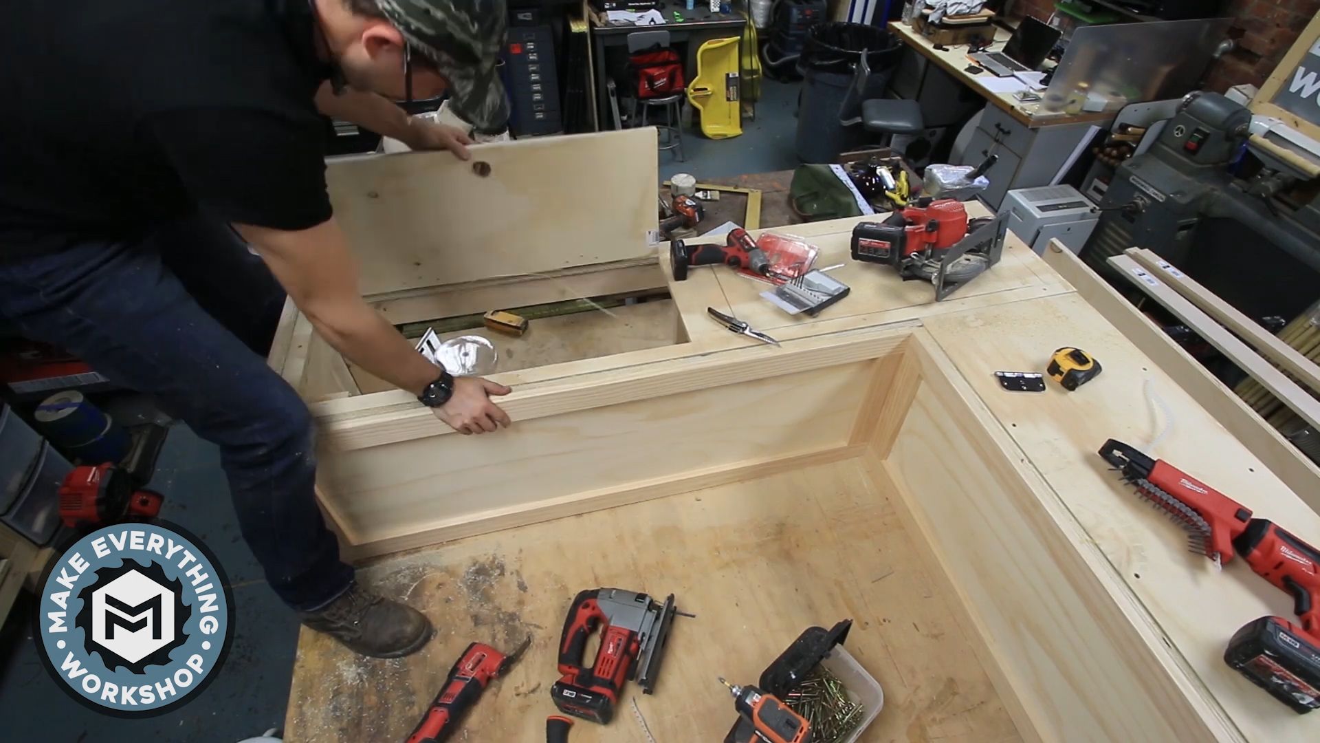 Making a Breakfast Nook (W/ Storage) & Kitchen Table : 18 Steps (with ...