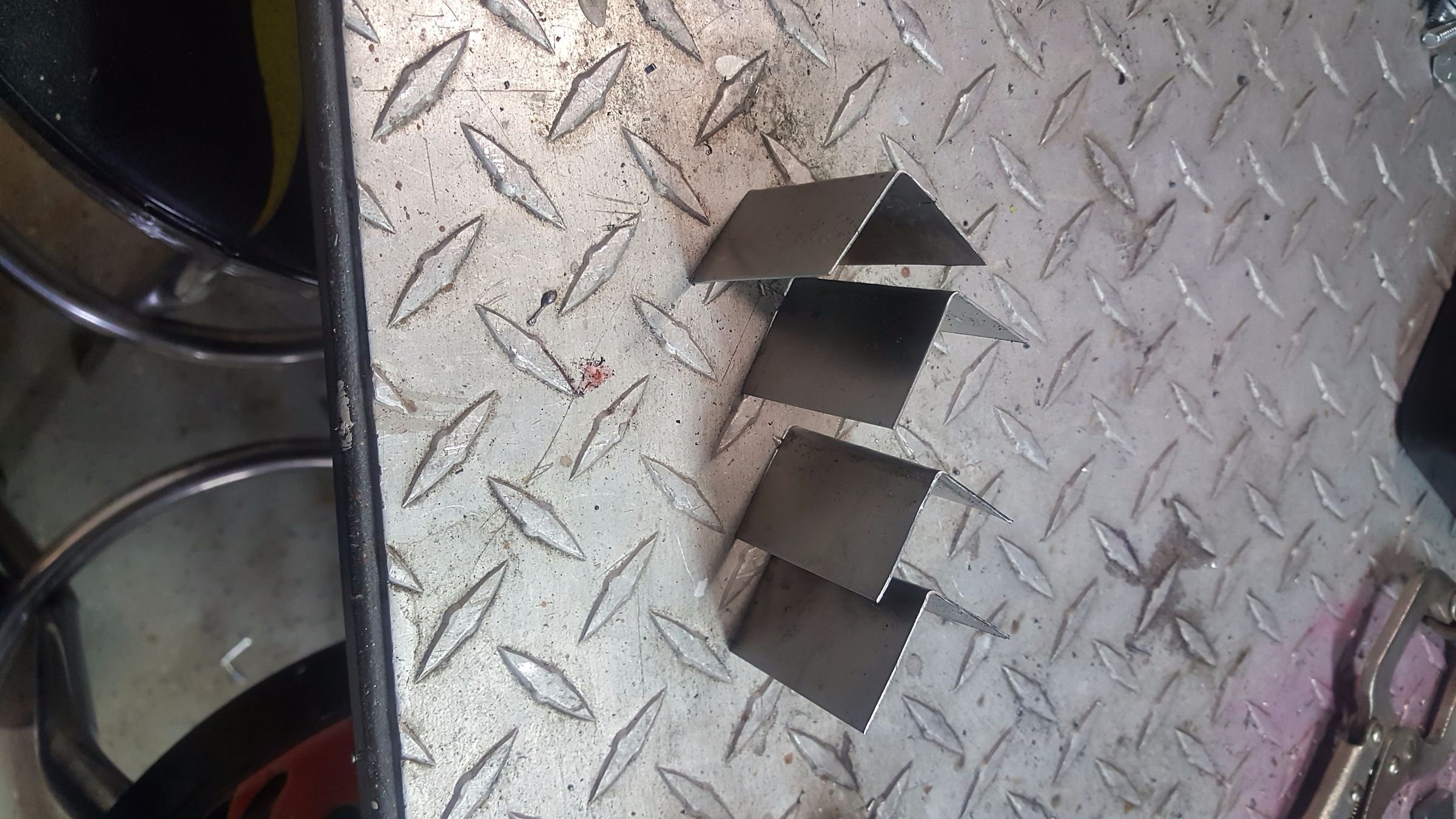 How to Make a Metal Drawer! : 10 Steps (with Pictures) - Instructables