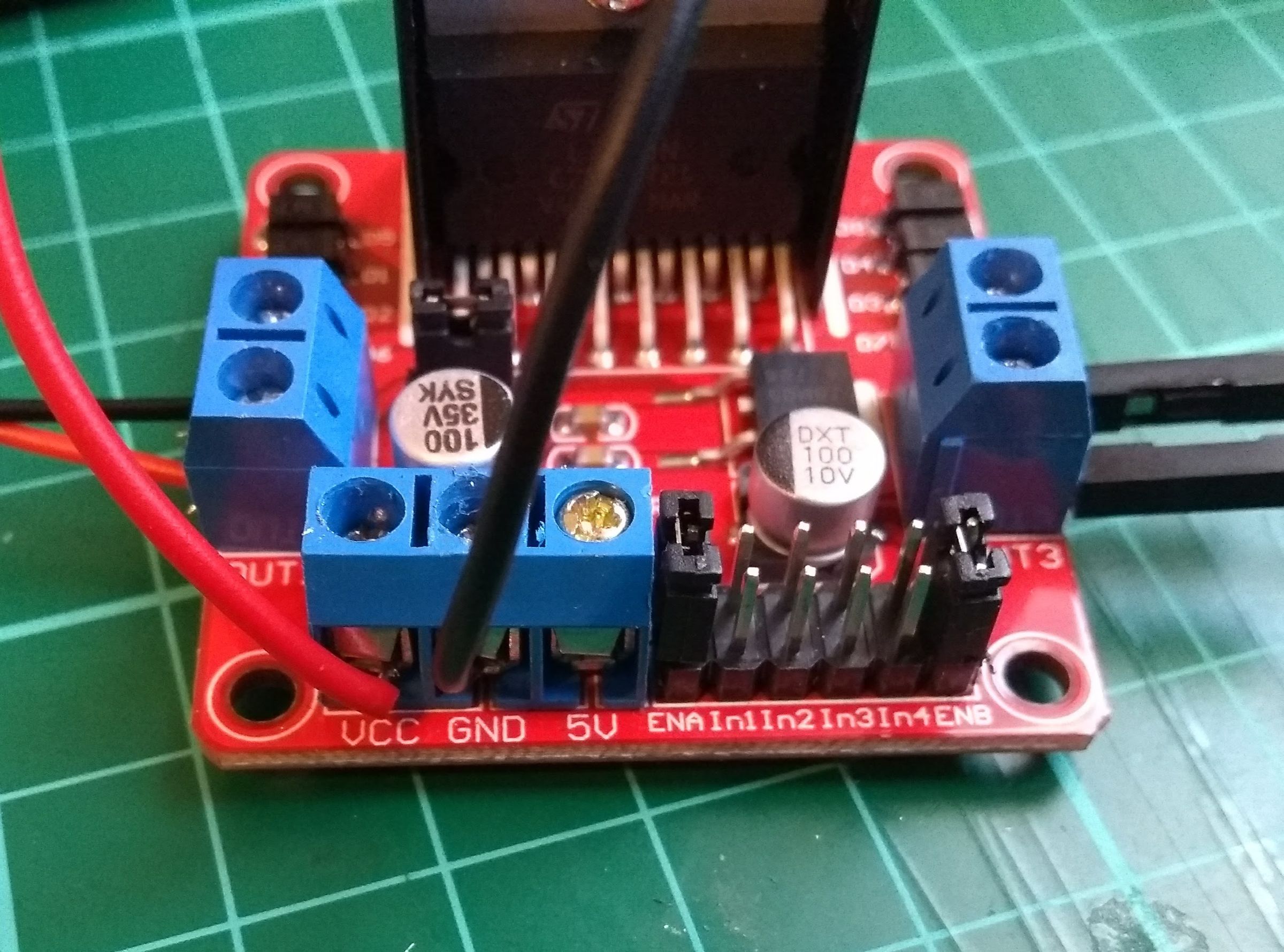 How to Make a Line Following Robot Using Rpi 3 : 8 Steps - Instructables