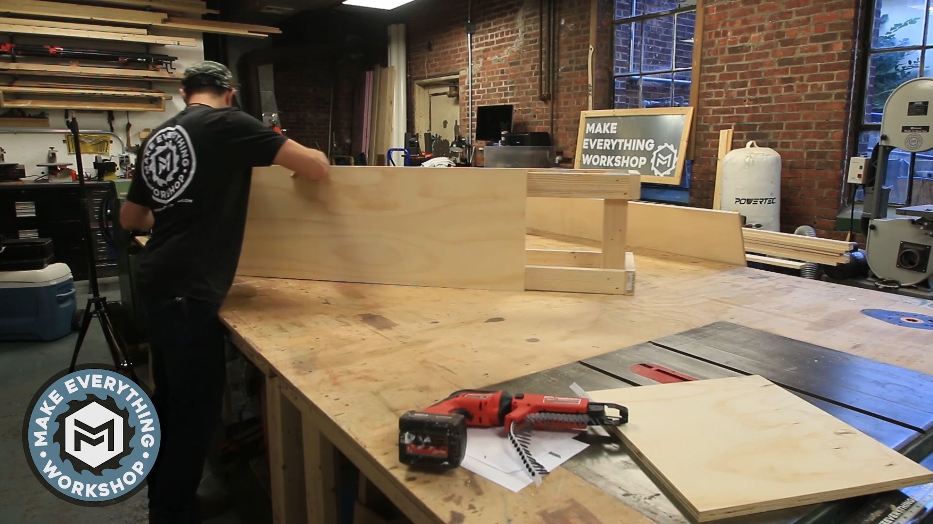 Making a Breakfast Nook (W/ Storage) & Kitchen Table : 18 Steps (with ...