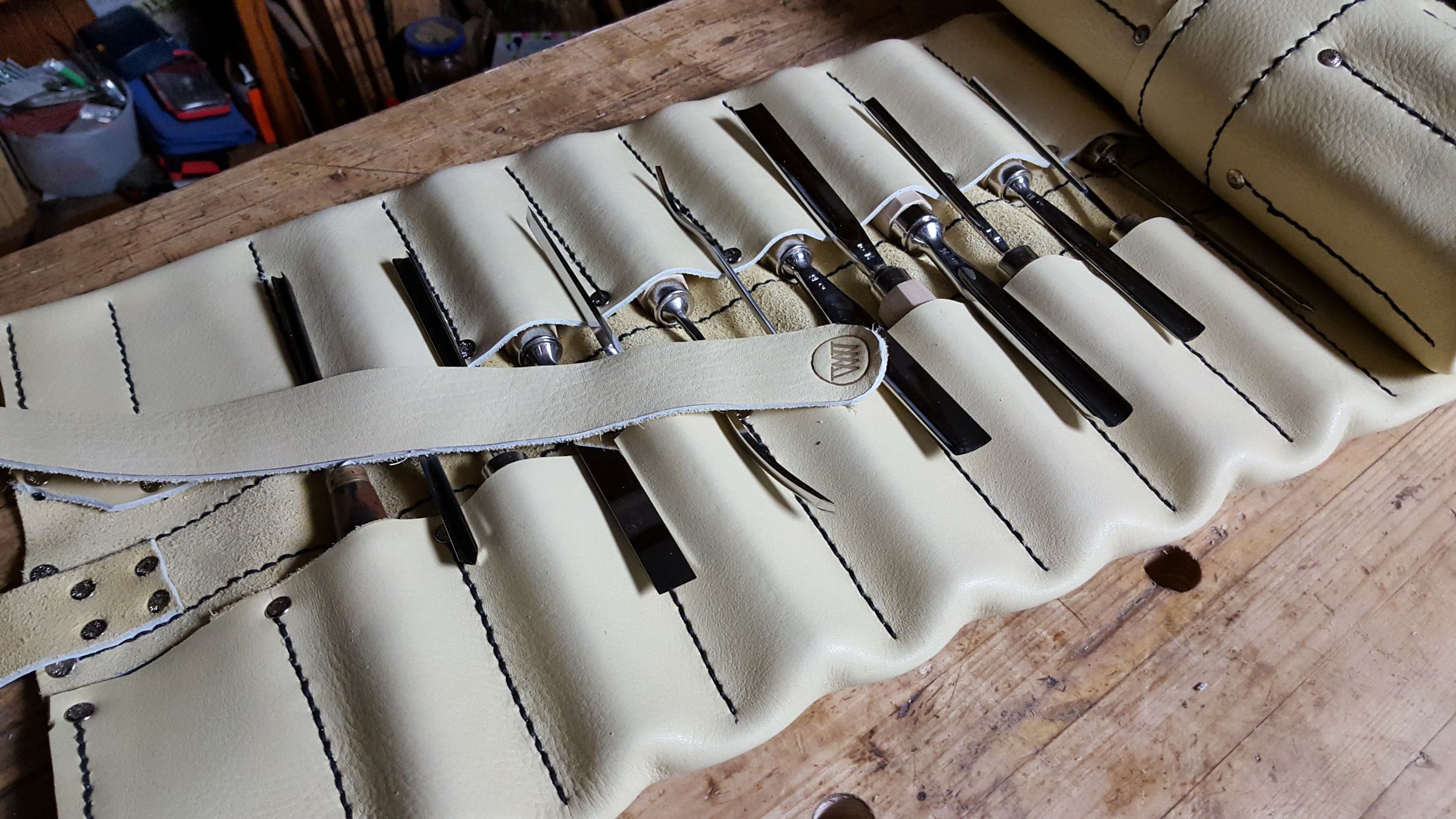 Make a Leather Tool Roll : 6 Steps (with Pictures) - Instructables